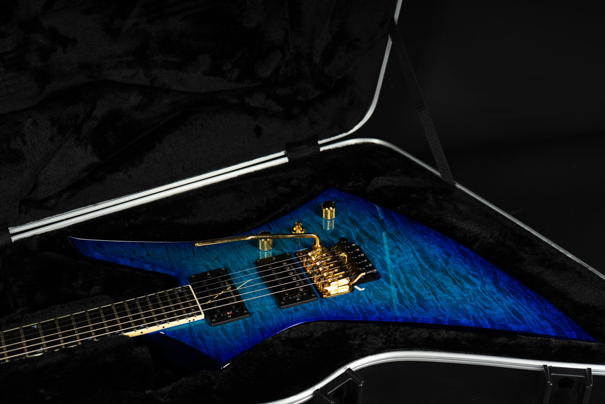 Jackson Custom Shop Kelly Floyd Rose – Chlorine Trans – GuitarPoint
