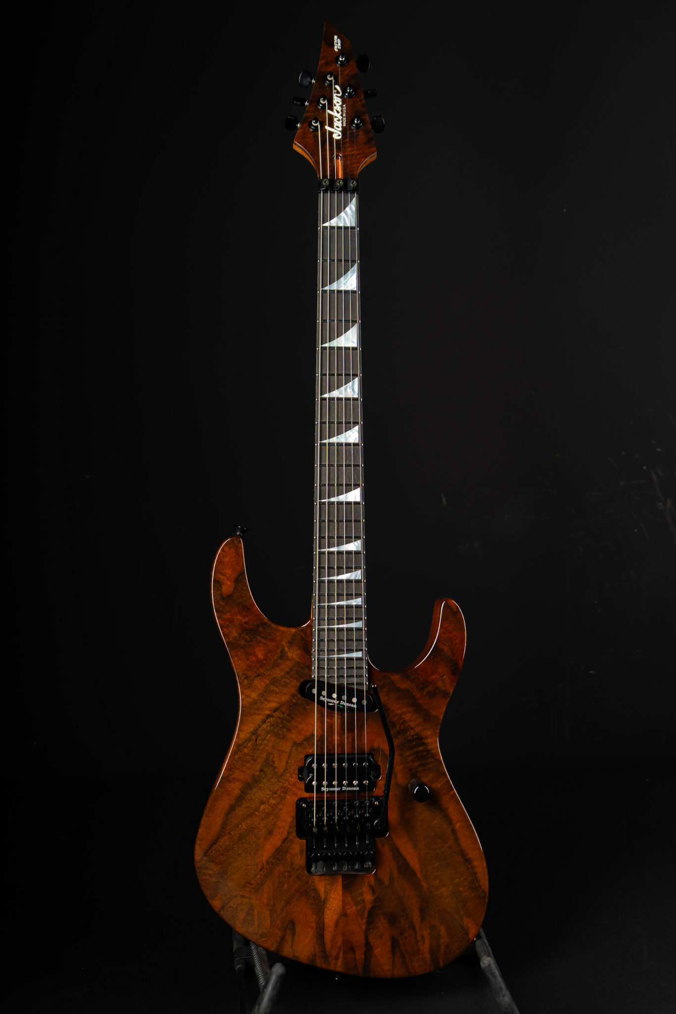 Jackson USA Custom Shop Joe Williams Masterbuilt Falcon HS FR – Natural ...