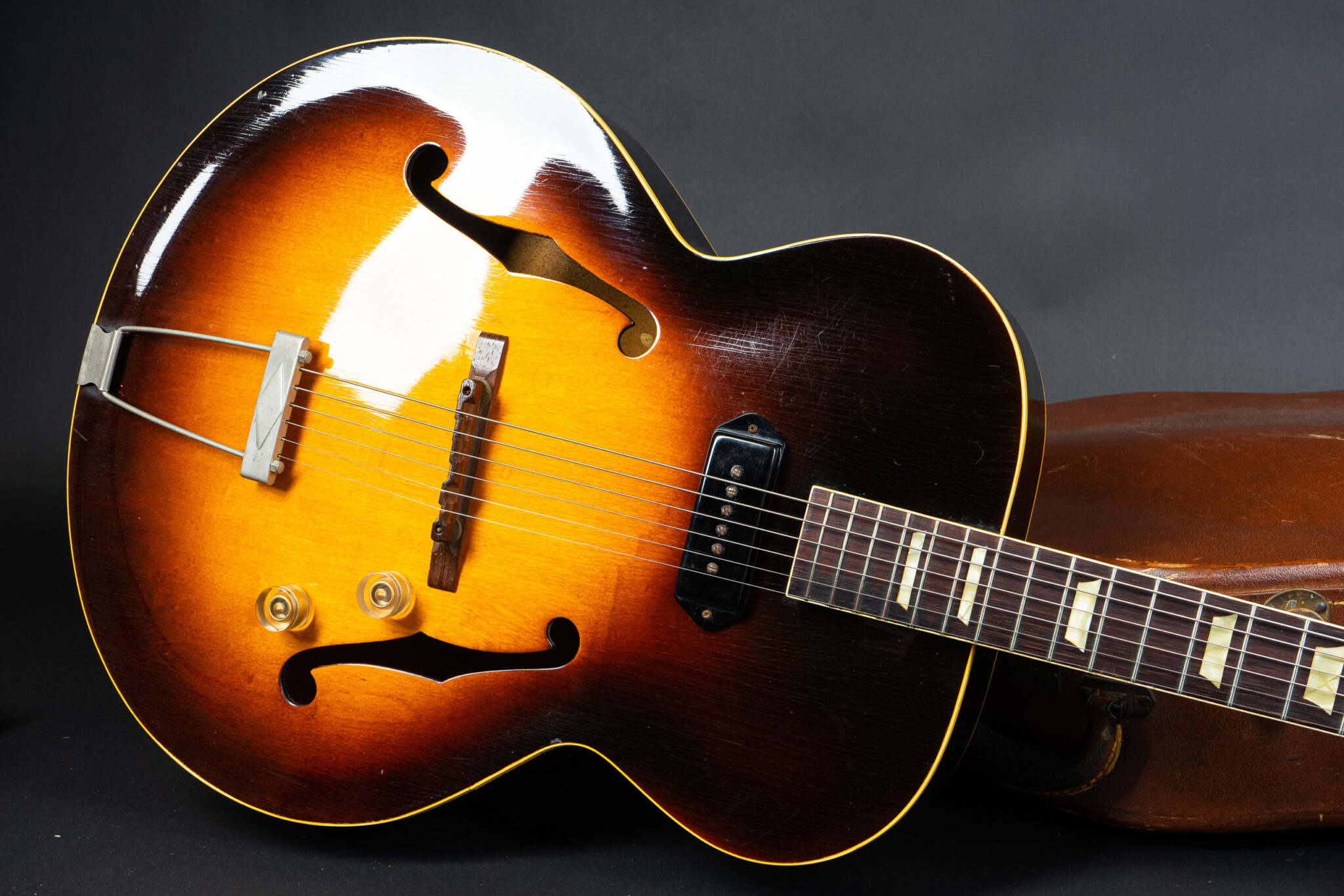1951 Gibson ES-150 – Sunburst – GuitarPoint