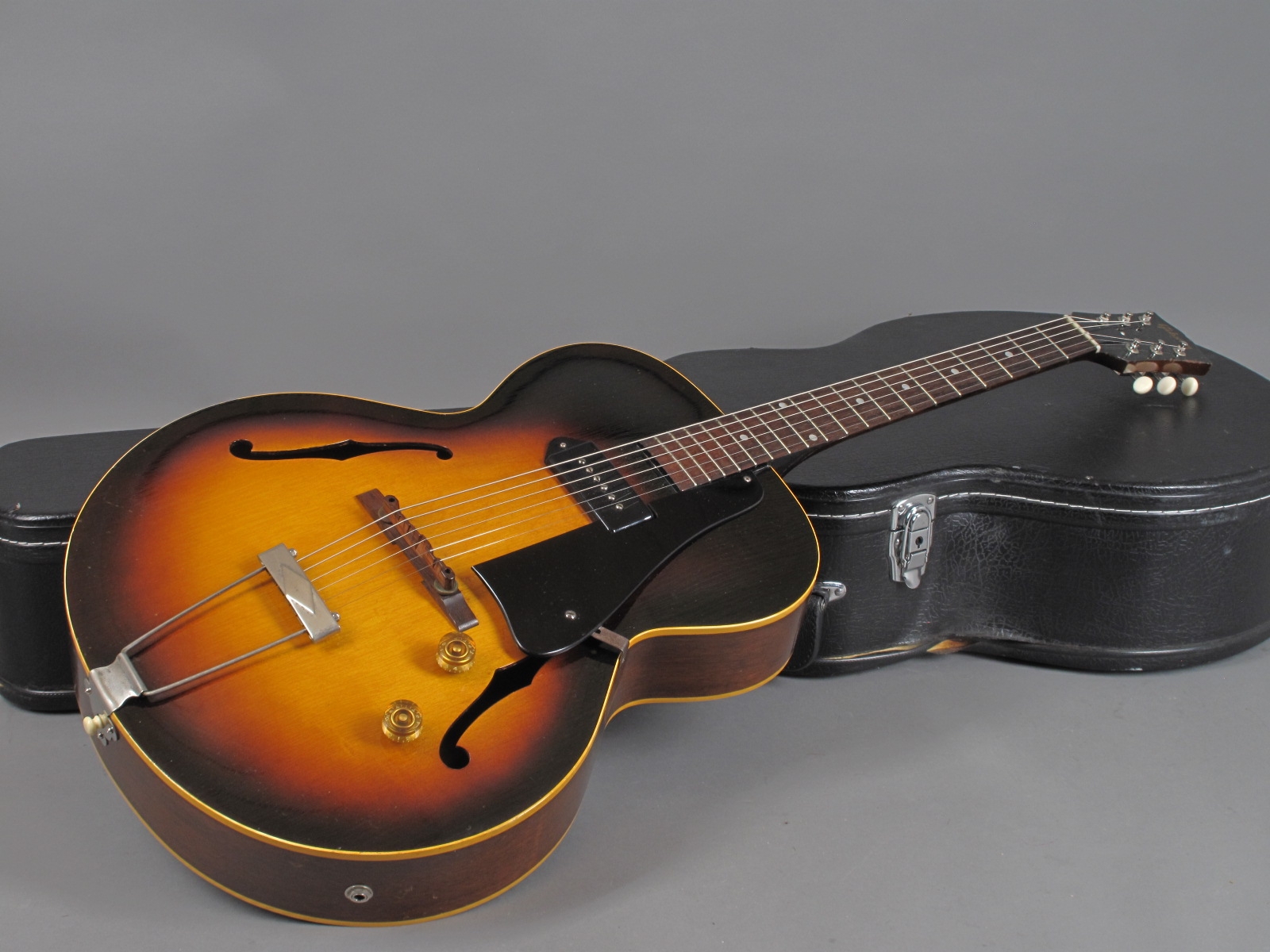 1954 Gibson ES-125 – Sunburst – GuitarPoint