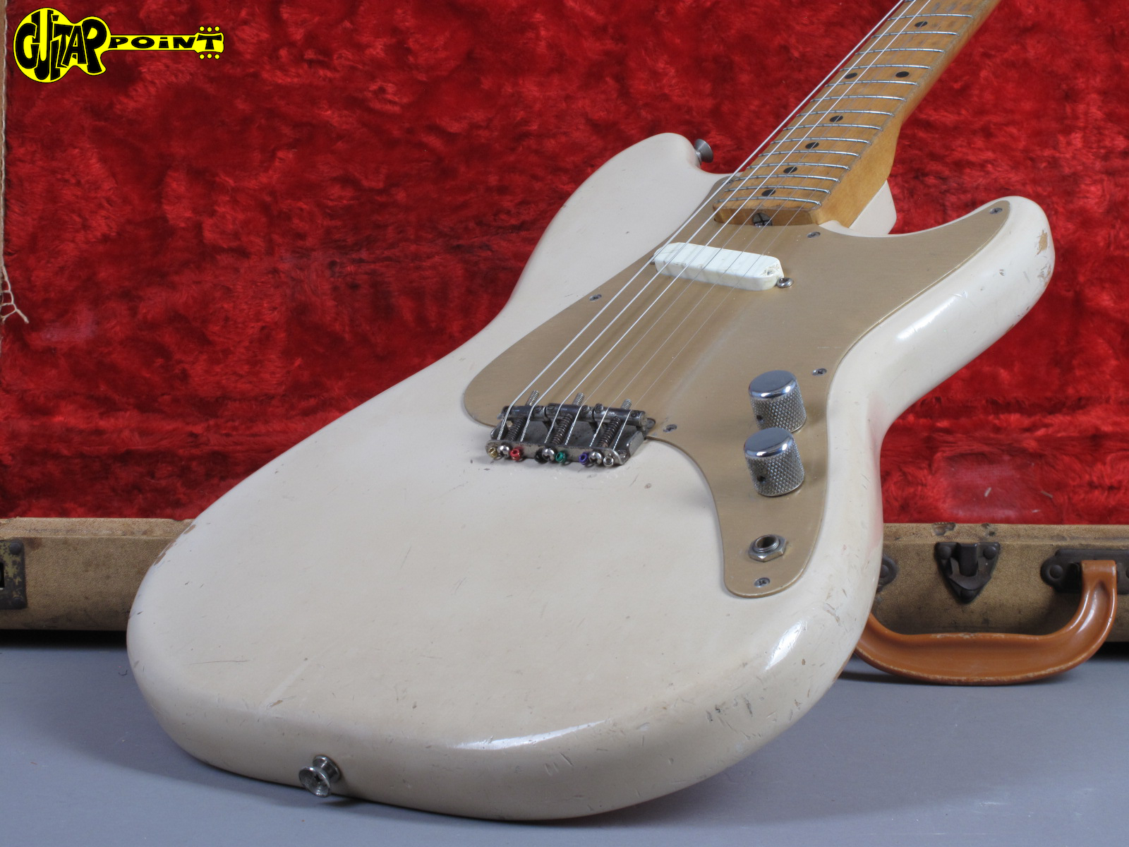 1956 Fender Musicmaster – Desert Sand – First Year! – GuitarPoint