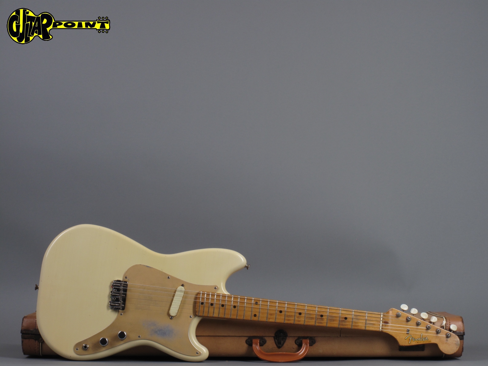 1957 Fender Musicmaster – Beige – GuitarPoint
