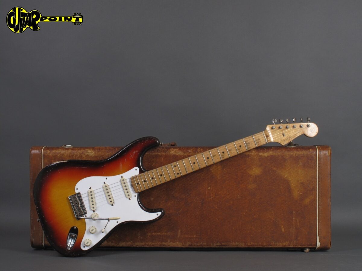 1958 Fender Stratocaster - 3-tone Sunburst | GuitarPoint