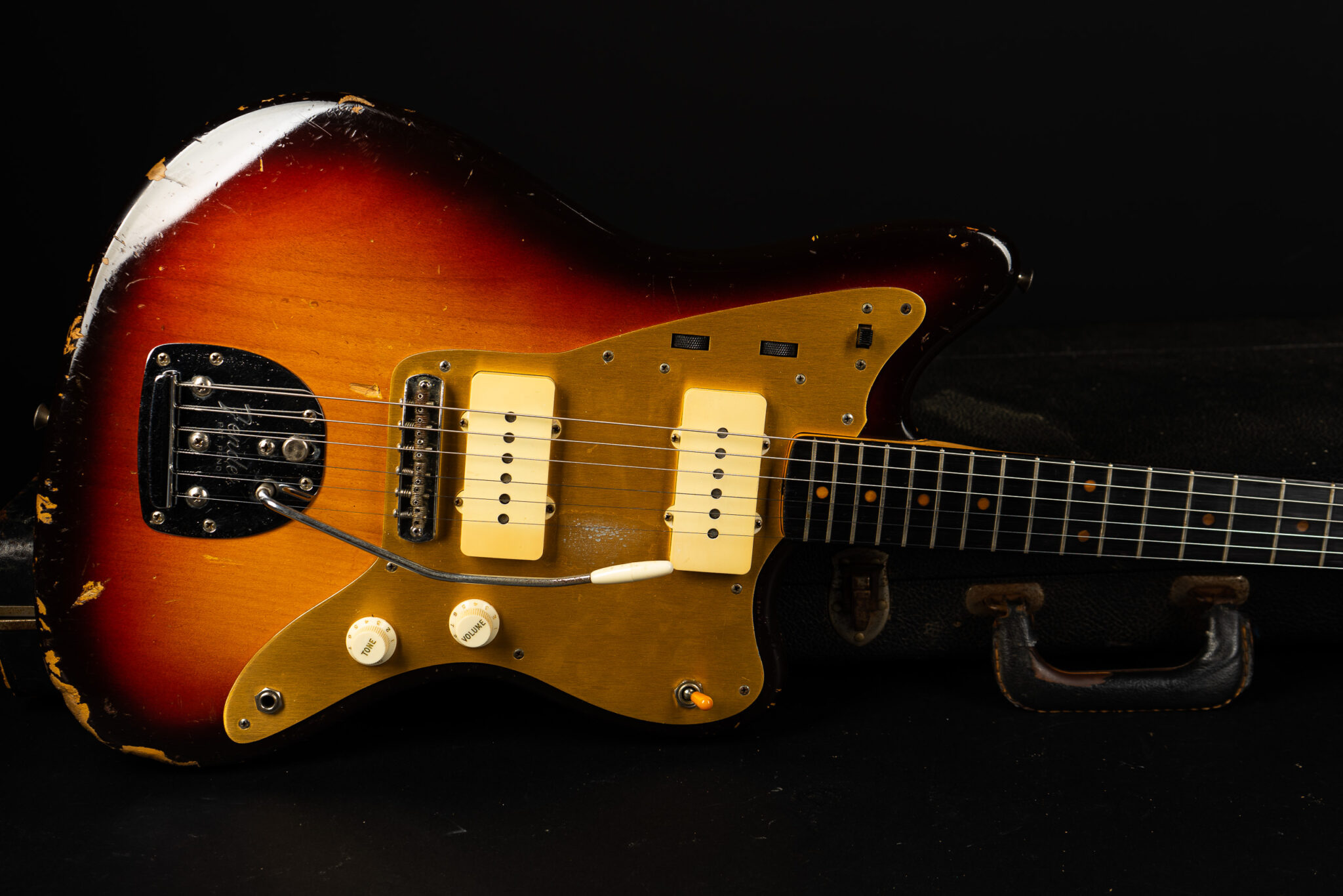 1959 Fender Jazzmaster – Sunburst – GuitarPoint