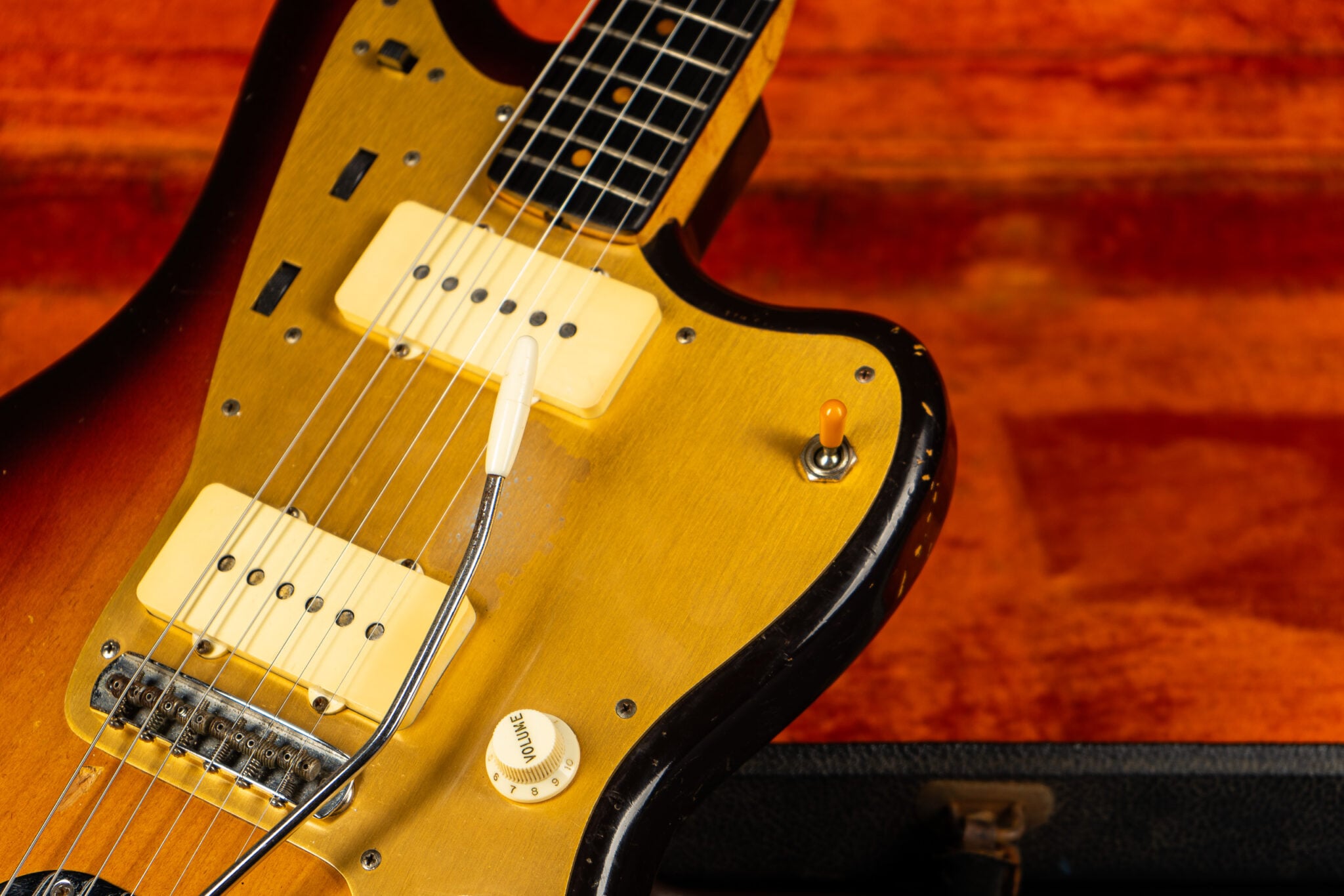 1959 Fender Jazzmaster – Sunburst – GuitarPoint