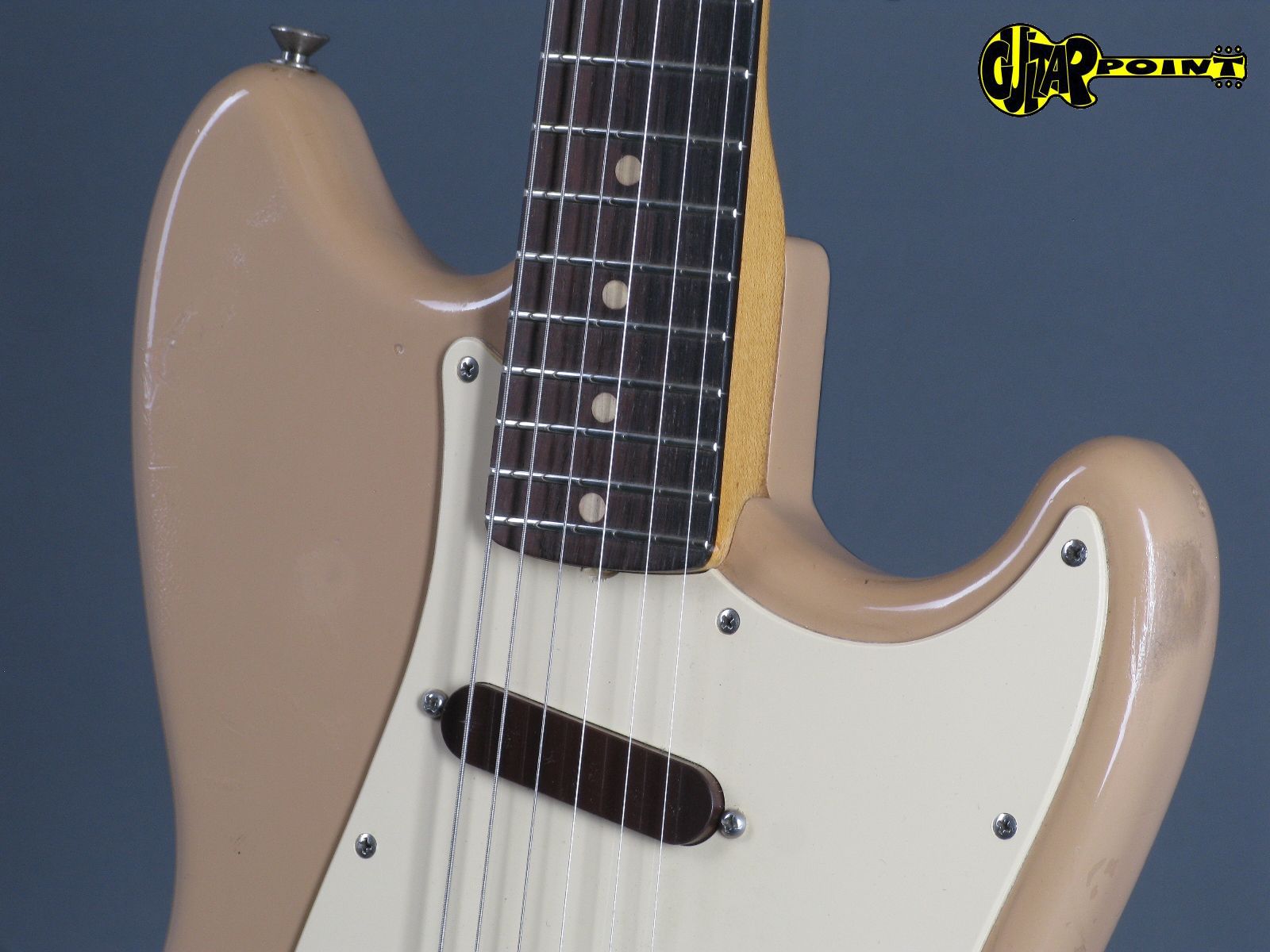 1960 Fender Musicmaster – Desert Sand – GuitarPoint