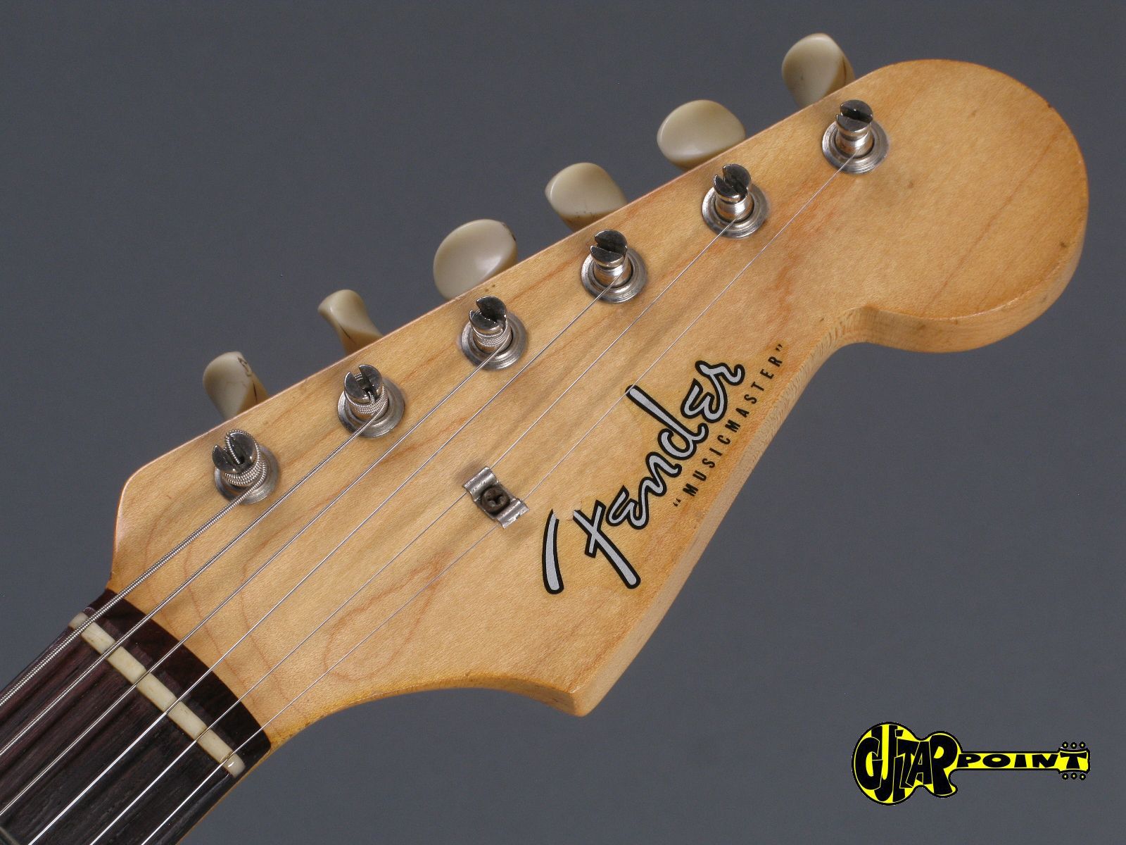 1960 Fender Musicmaster – Desert Sand – GuitarPoint