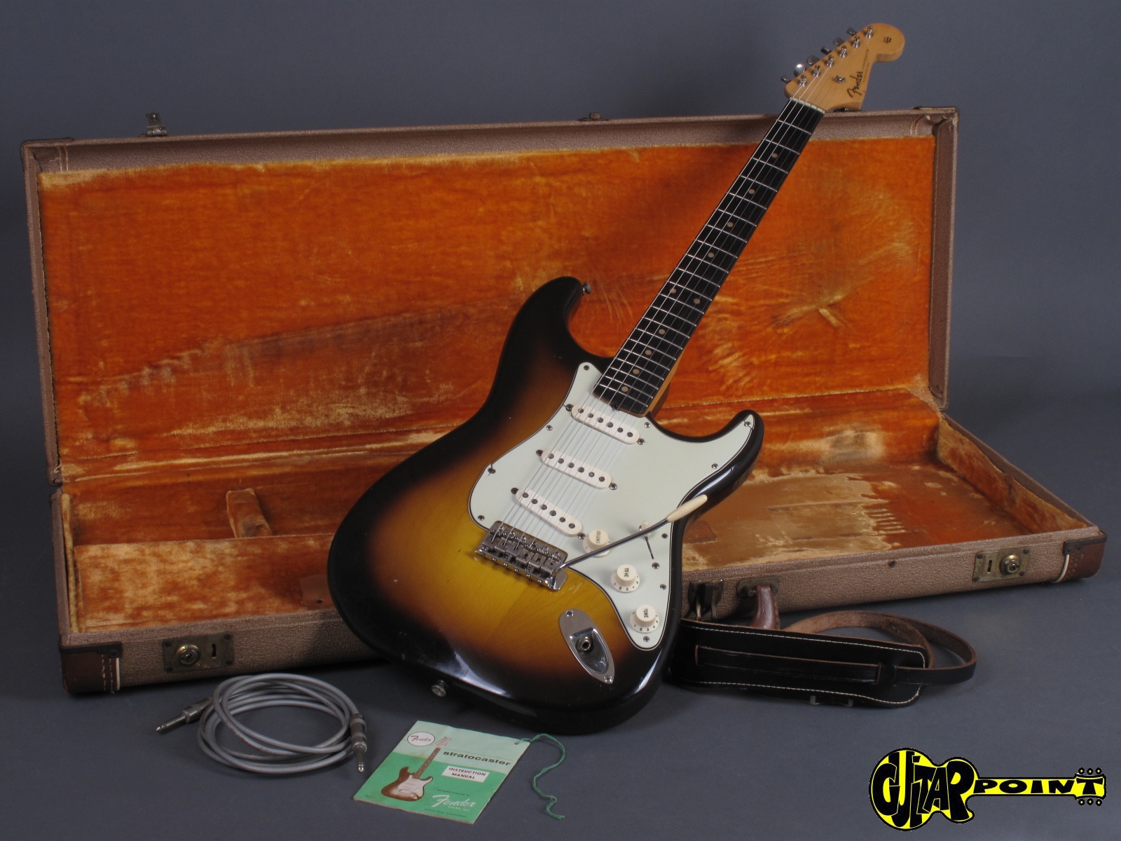 1960 Fender Stratocaster – 3-tone Sunburst – GuitarPoint