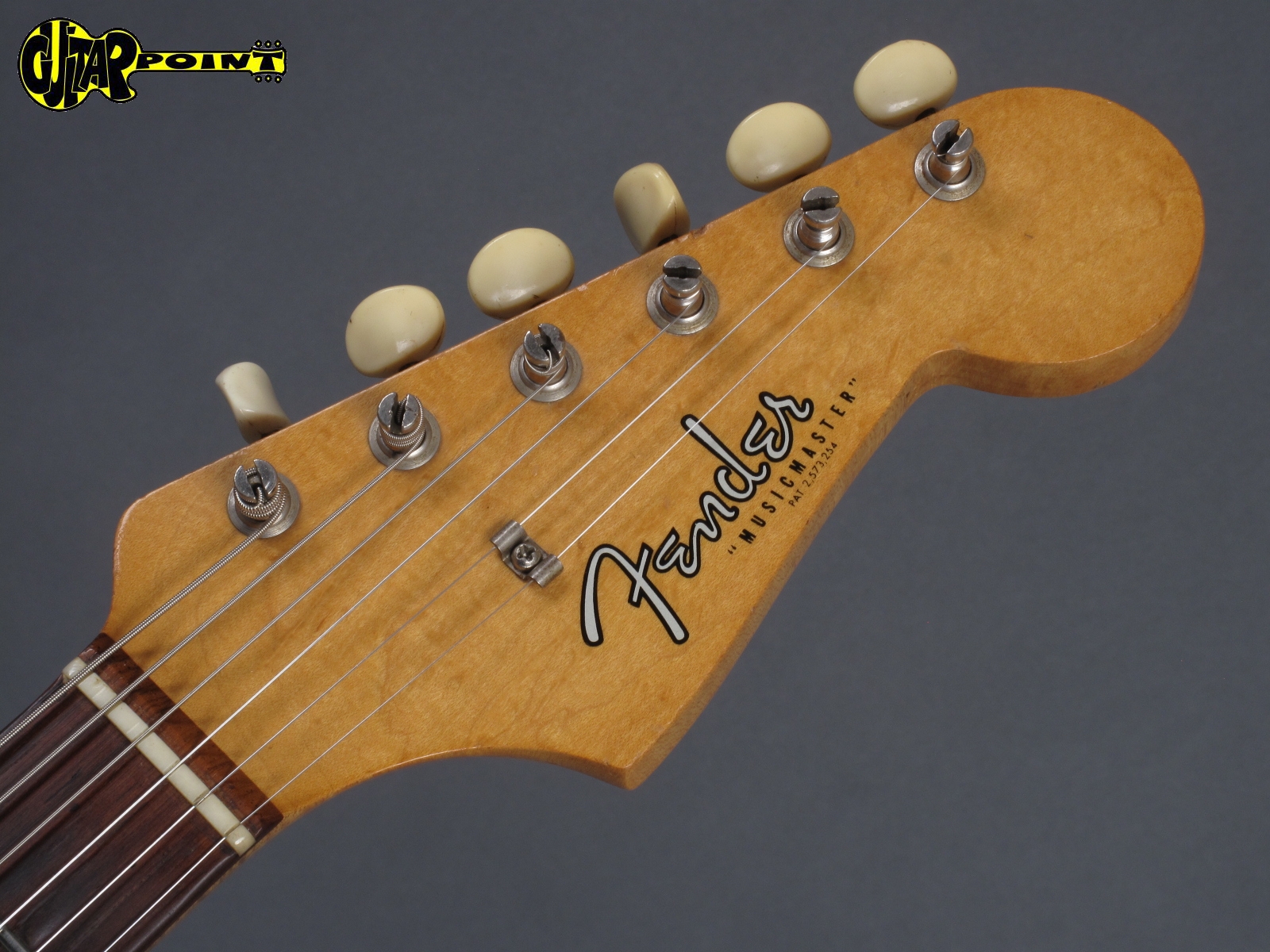 1963 Fender Musicmaster – Sunburst – GuitarPoint