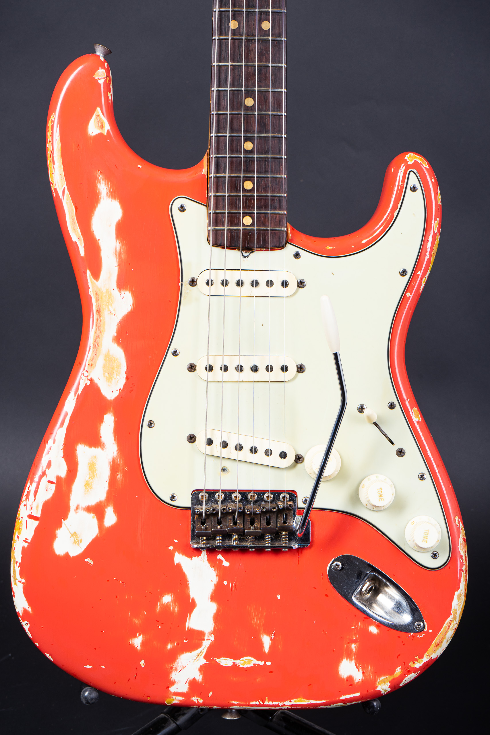 1964 Fender Stratocaster – Fiesta Red – GuitarPoint