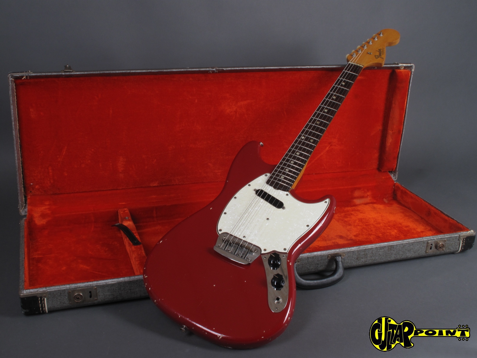 1965 Fender Musicmaster II – Dacota Red – GuitarPoint