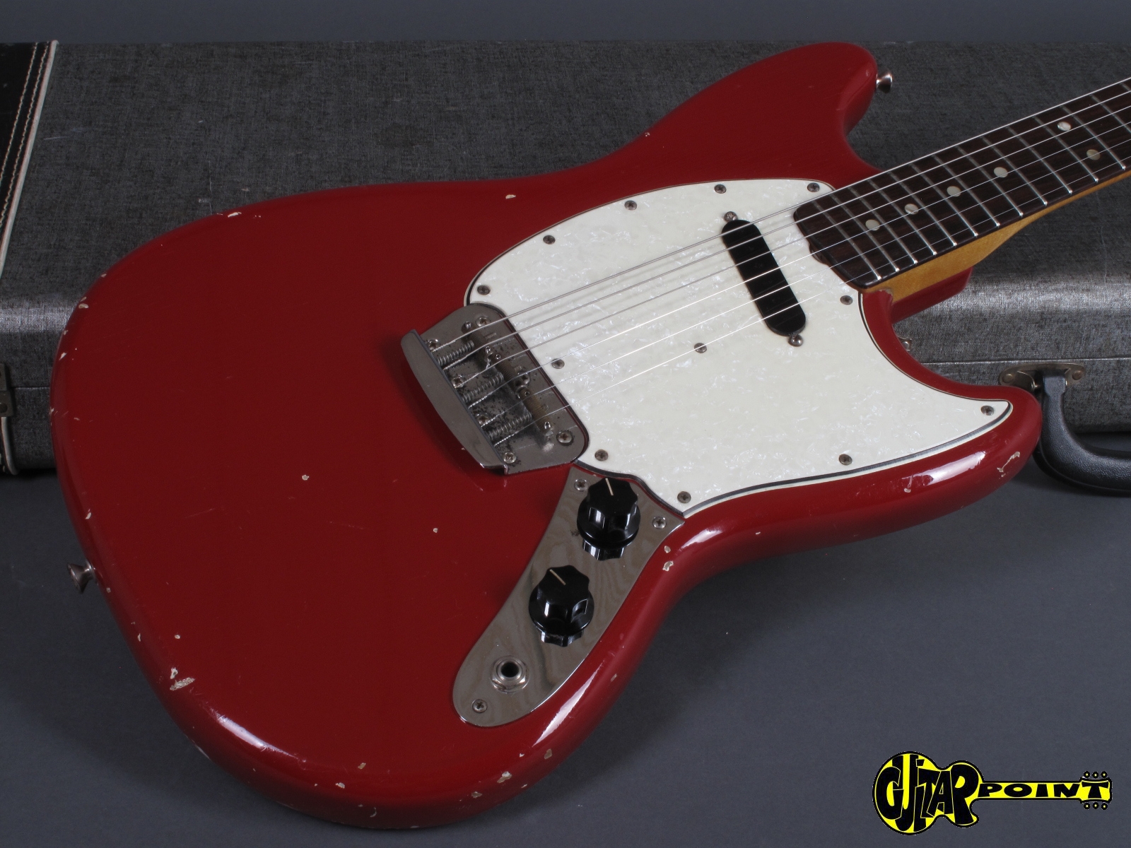 1965 Fender Musicmaster II – Dacota Red – GuitarPoint
