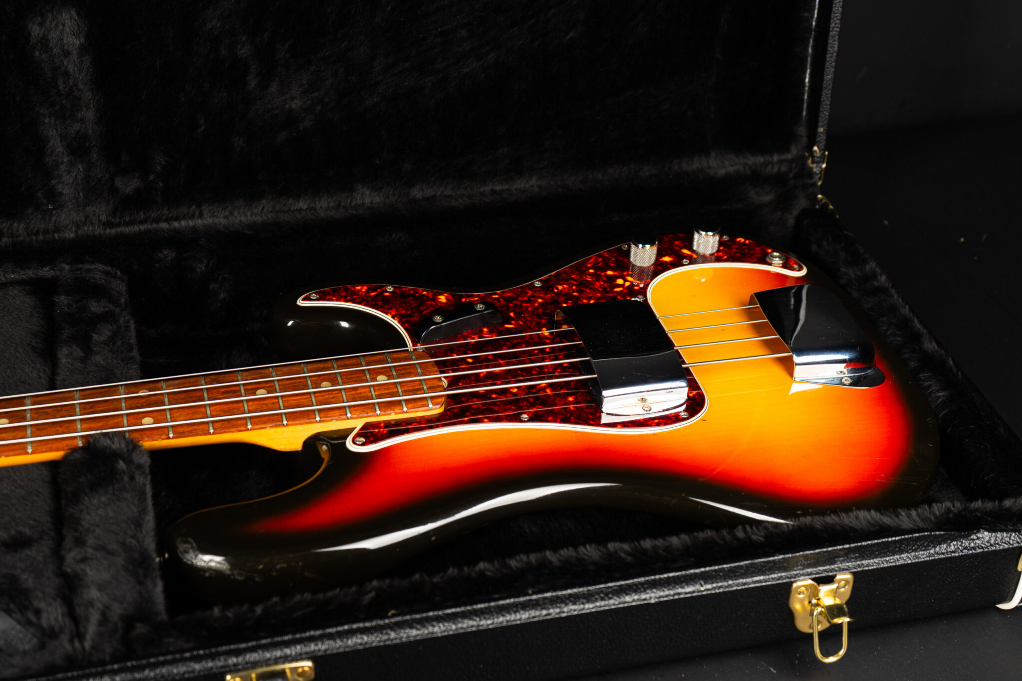 1965 Fender Precision Bass – Sunburst 3.8kg! – GuitarPoint
