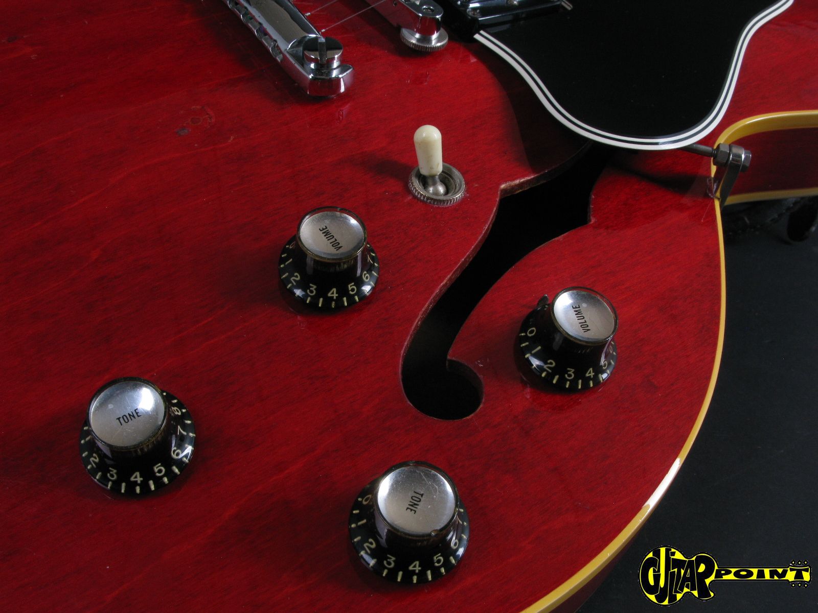 1965 Gibson ES-335 TDC – Cherry (factory stoptail!) – GuitarPoint