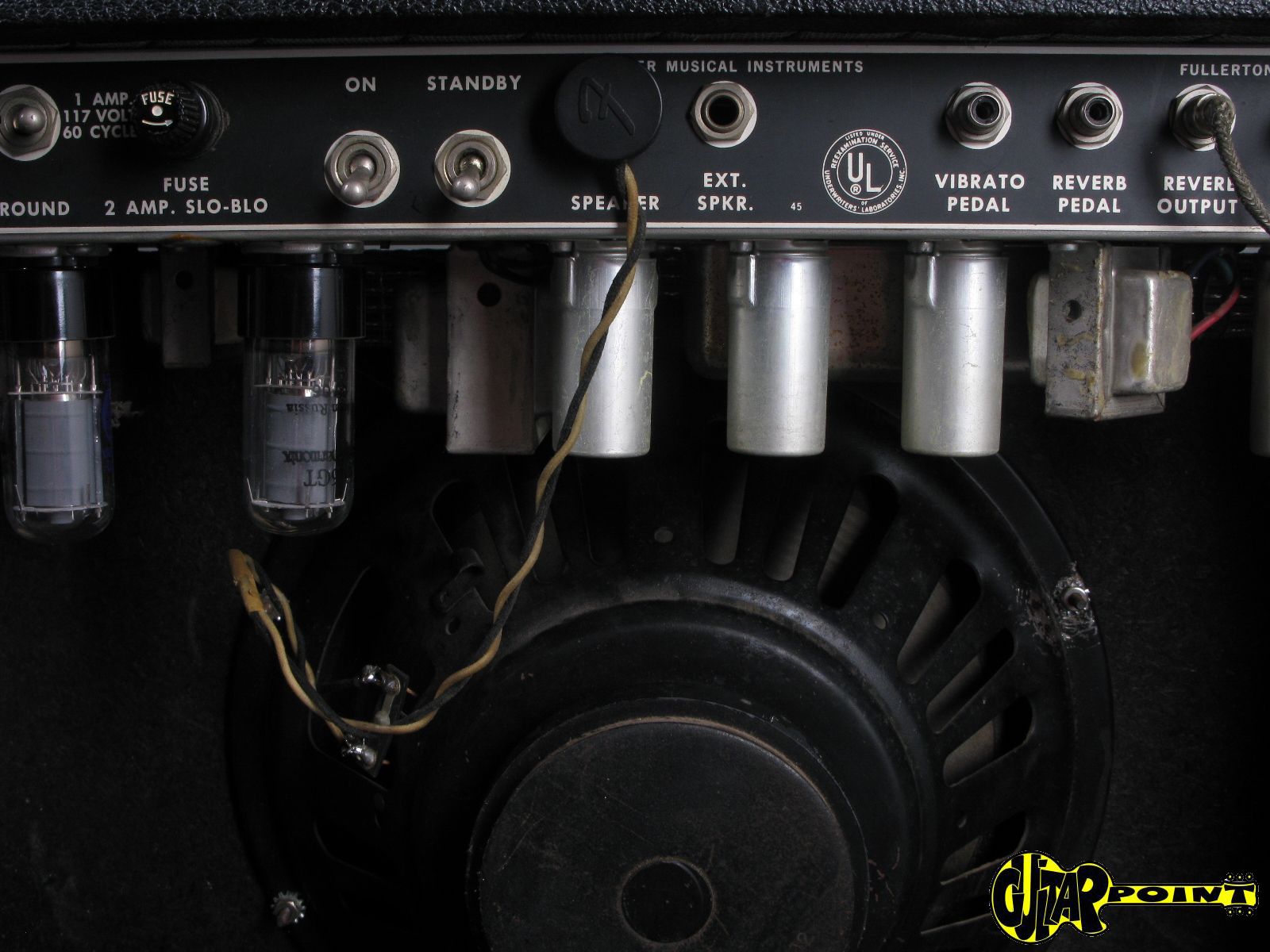 1966 Fender Deluxe Reverb Amp – GuitarPoint
