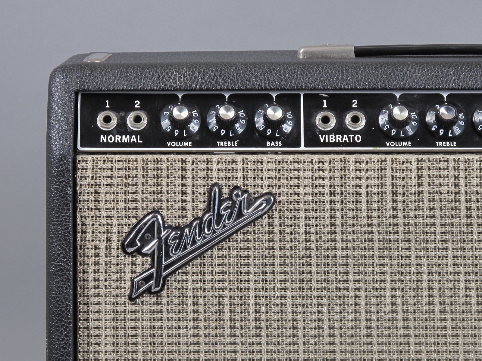 1966 Fender Deluxe Reverb Amp – Blackface – Clean – GuitarPoint