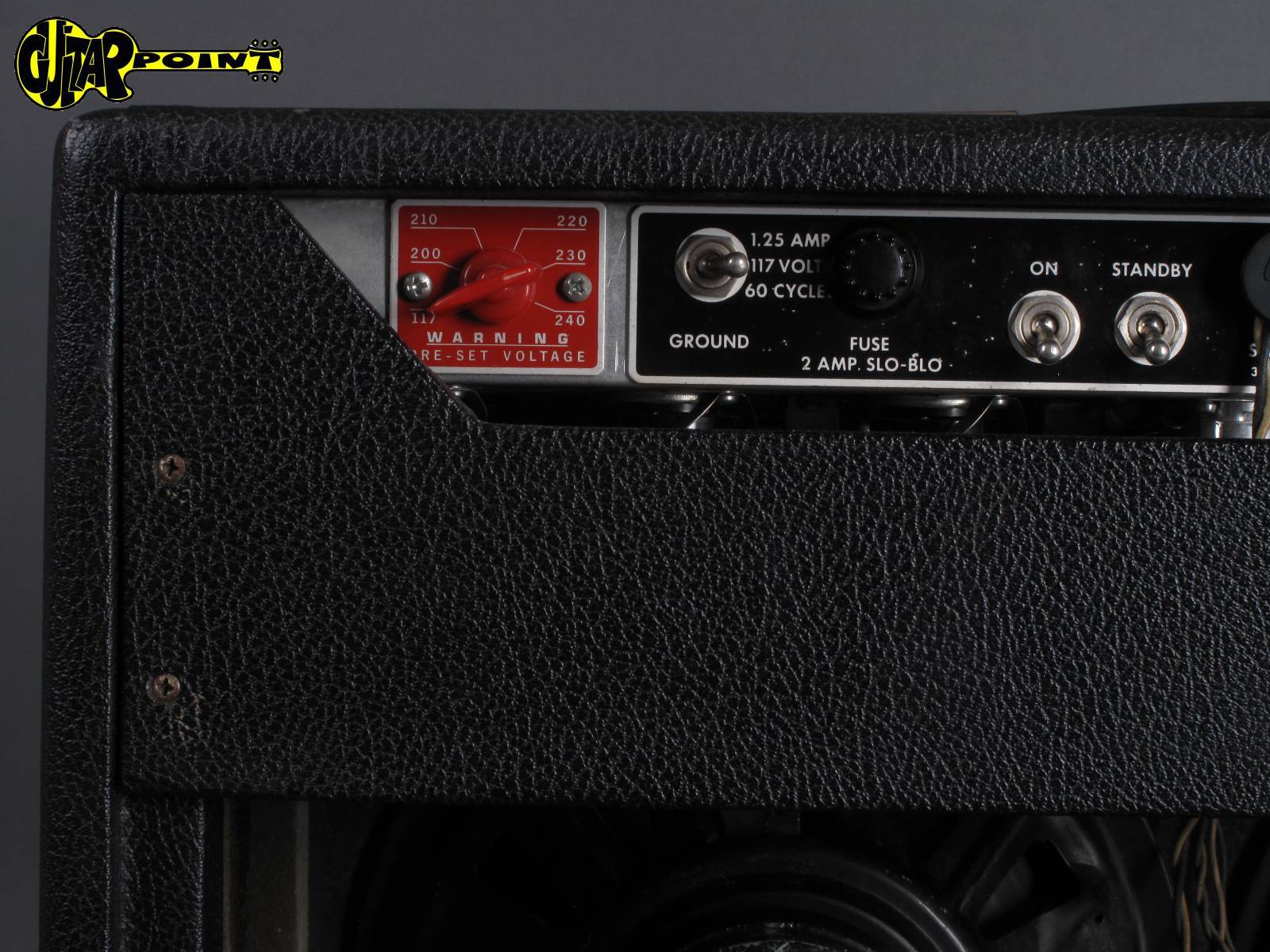 1967 Fender Vibrolux Reverb Amp – Blackface ! – GuitarPoint