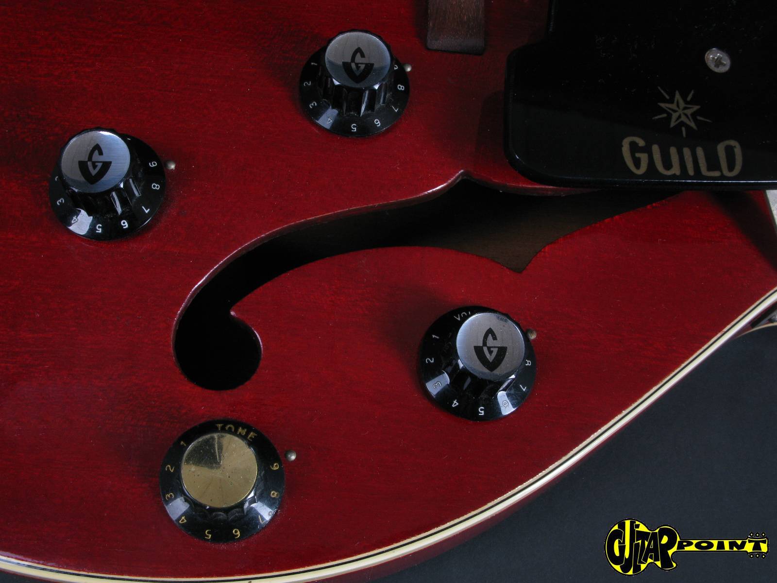 1967 Guild Starfire II – Cherry – GuitarPoint