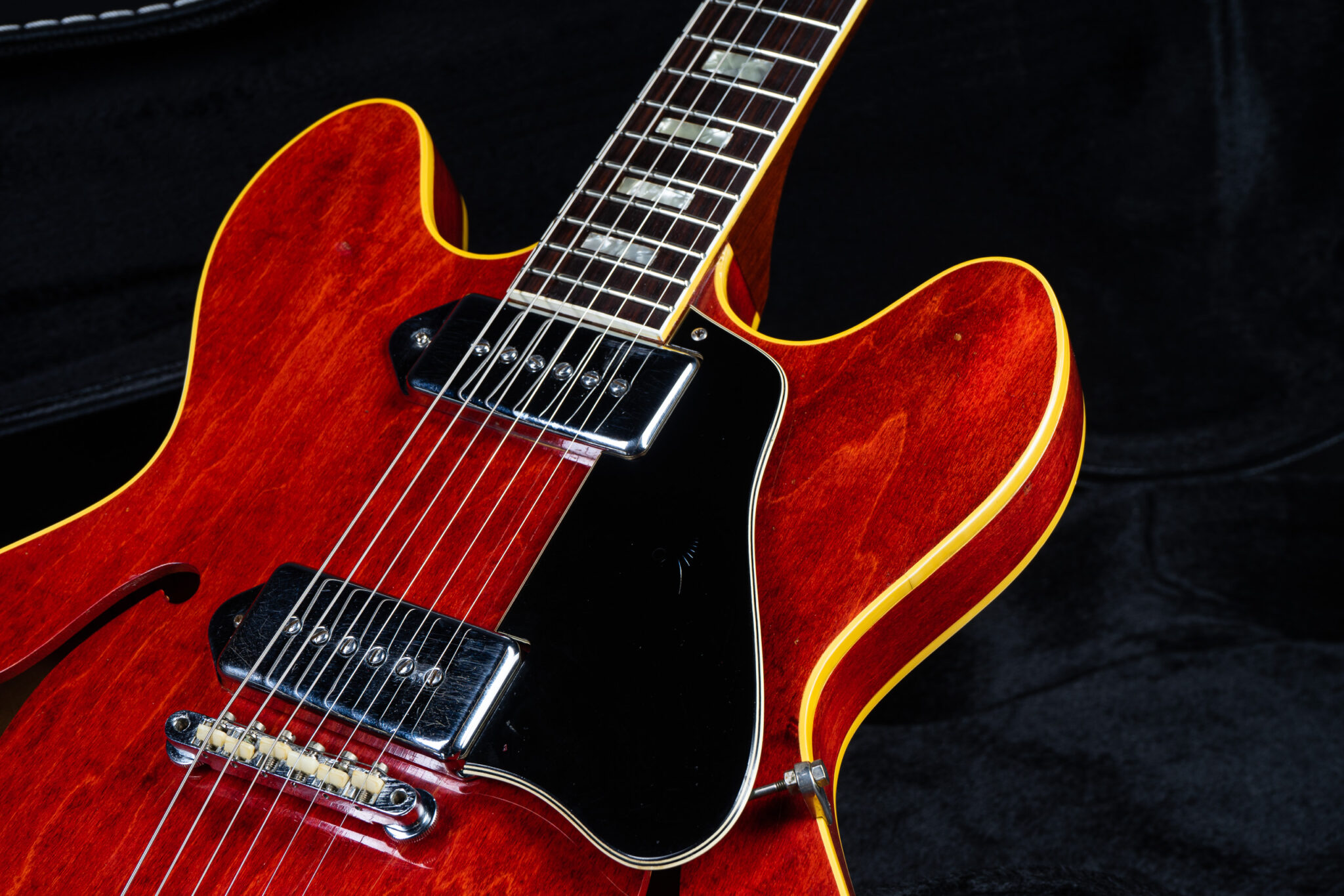 1968 Gibson ES-330 TDC – Cherry – GuitarPoint