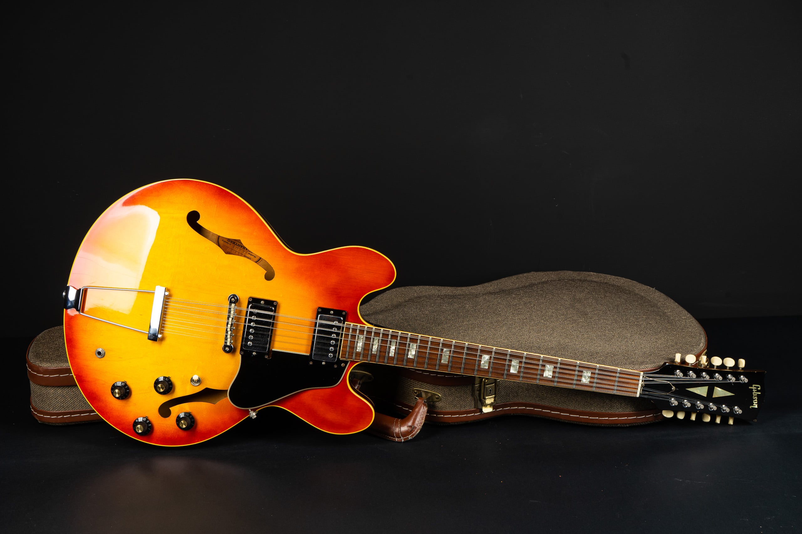 1969 Gibson ES-335 12-String – Sunburst – GuitarPoint