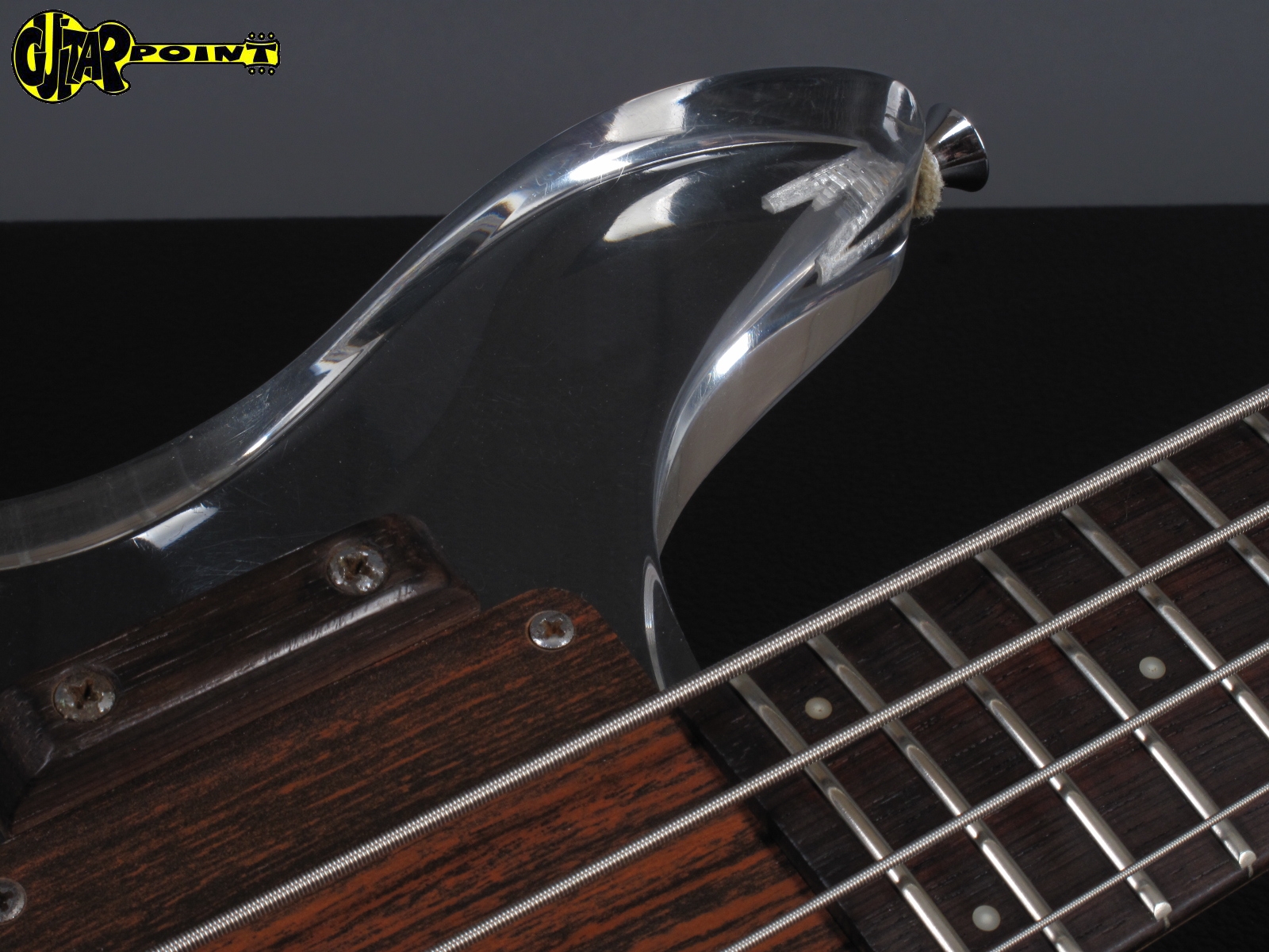 1970 Dan Amstrong (Ampeg) Lucite – Plexiglass Bass – GuitarPoint