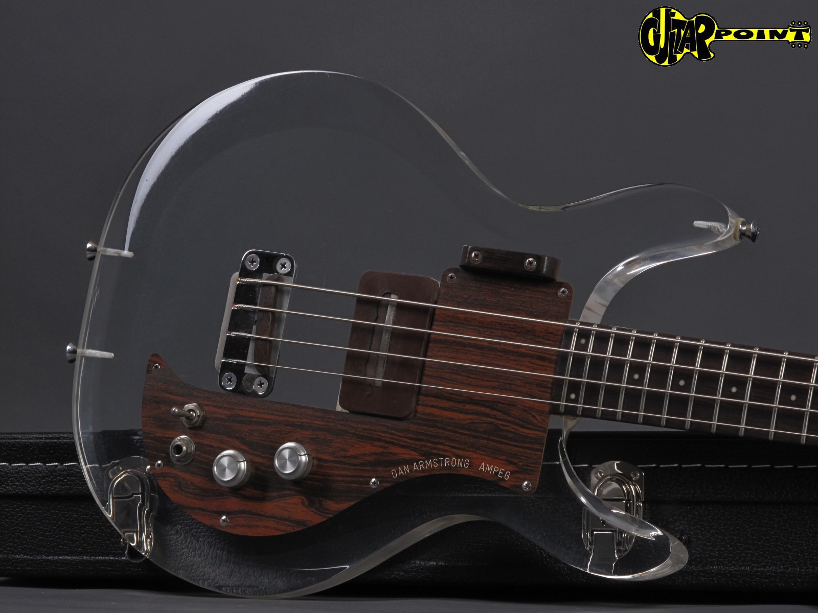 1970 Dan Amstrong (Ampeg) Lucite – Plexiglass Bass – GuitarPoint
