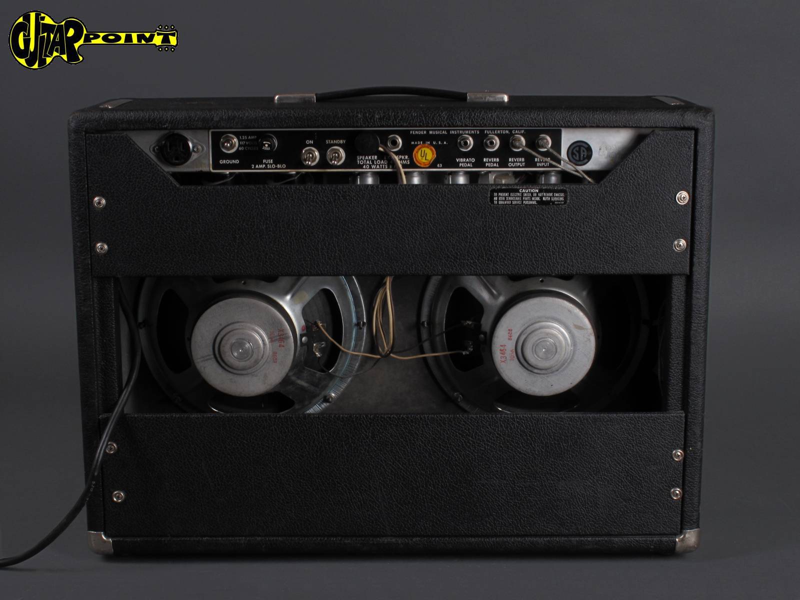 1971 Fender Vibrolux Reverb Amp – GuitarPoint