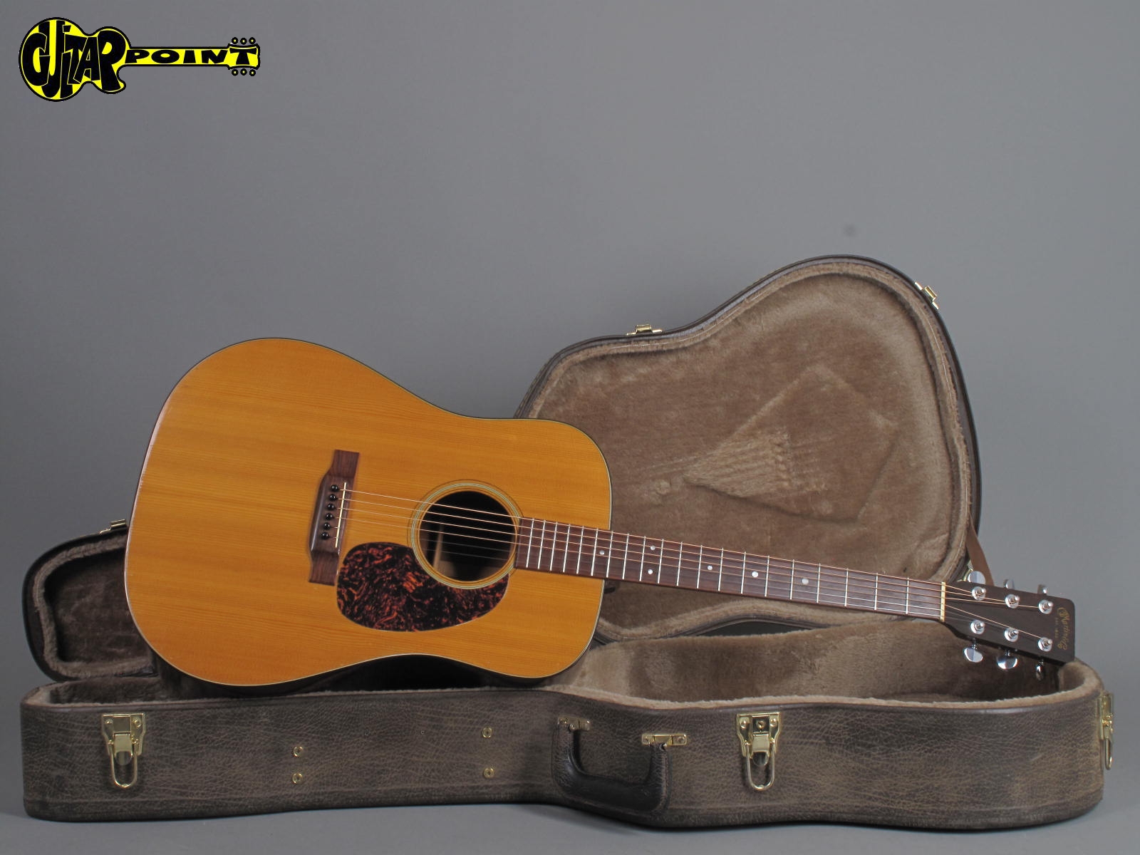 1971 Martin D-18 – Natural – GuitarPoint