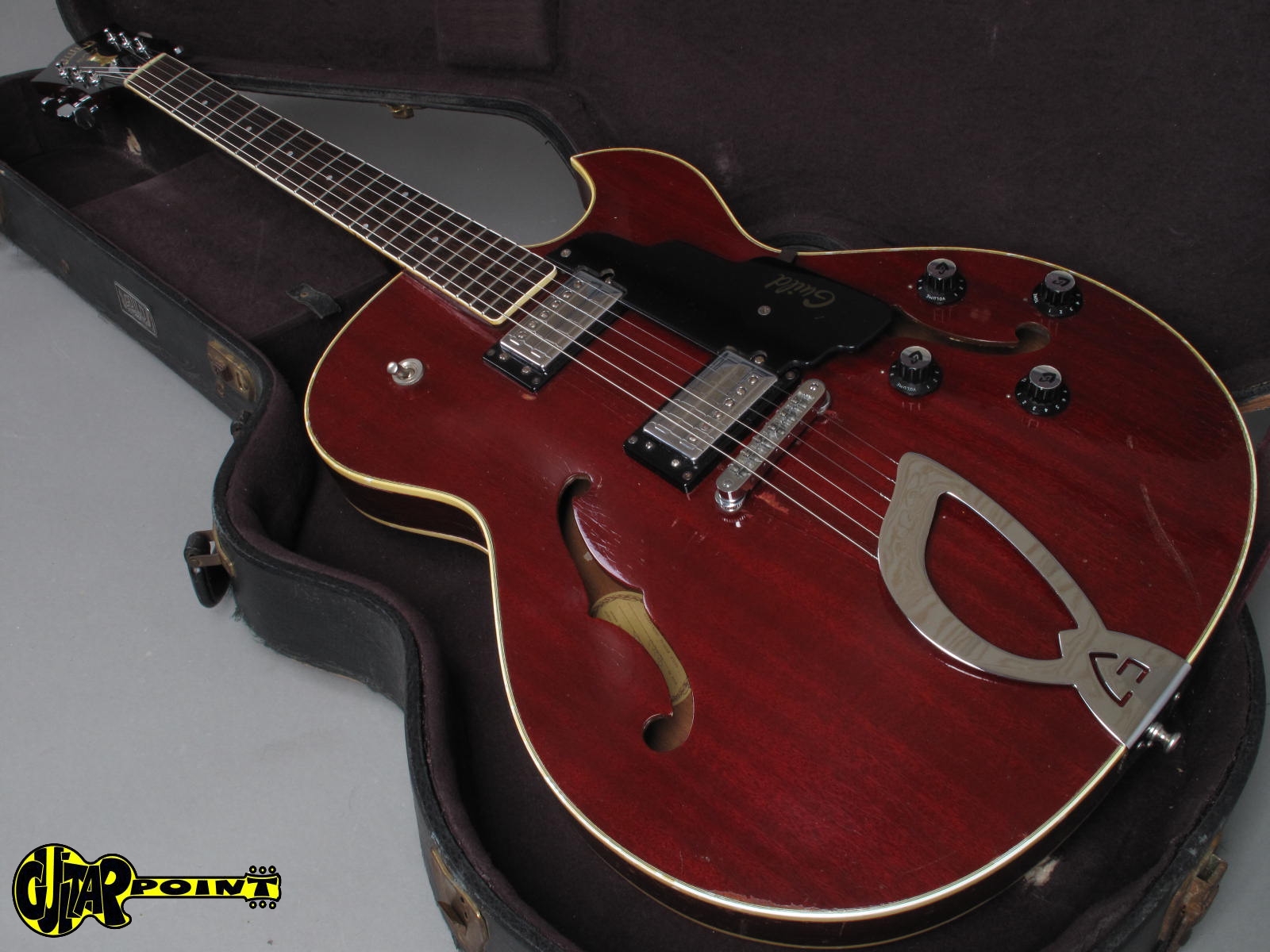 1973 Guild Starfire II – Cherry – GuitarPoint