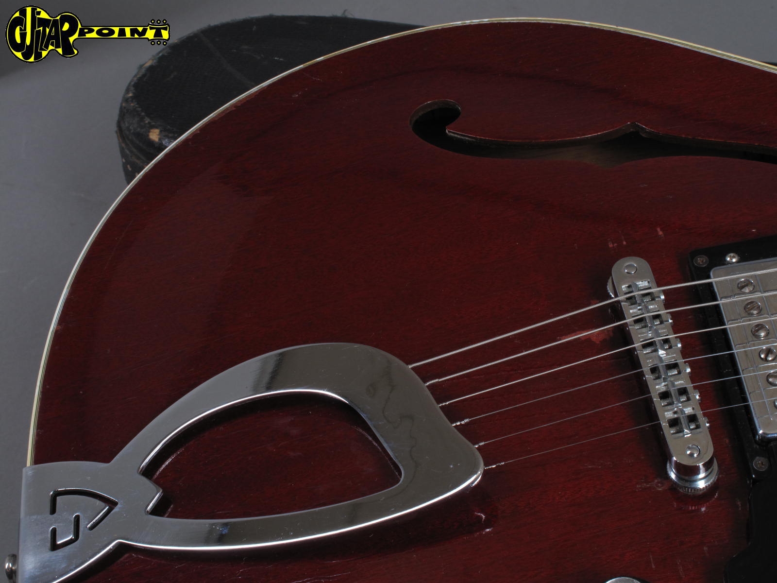 1973 Guild Starfire II – Cherry – GuitarPoint