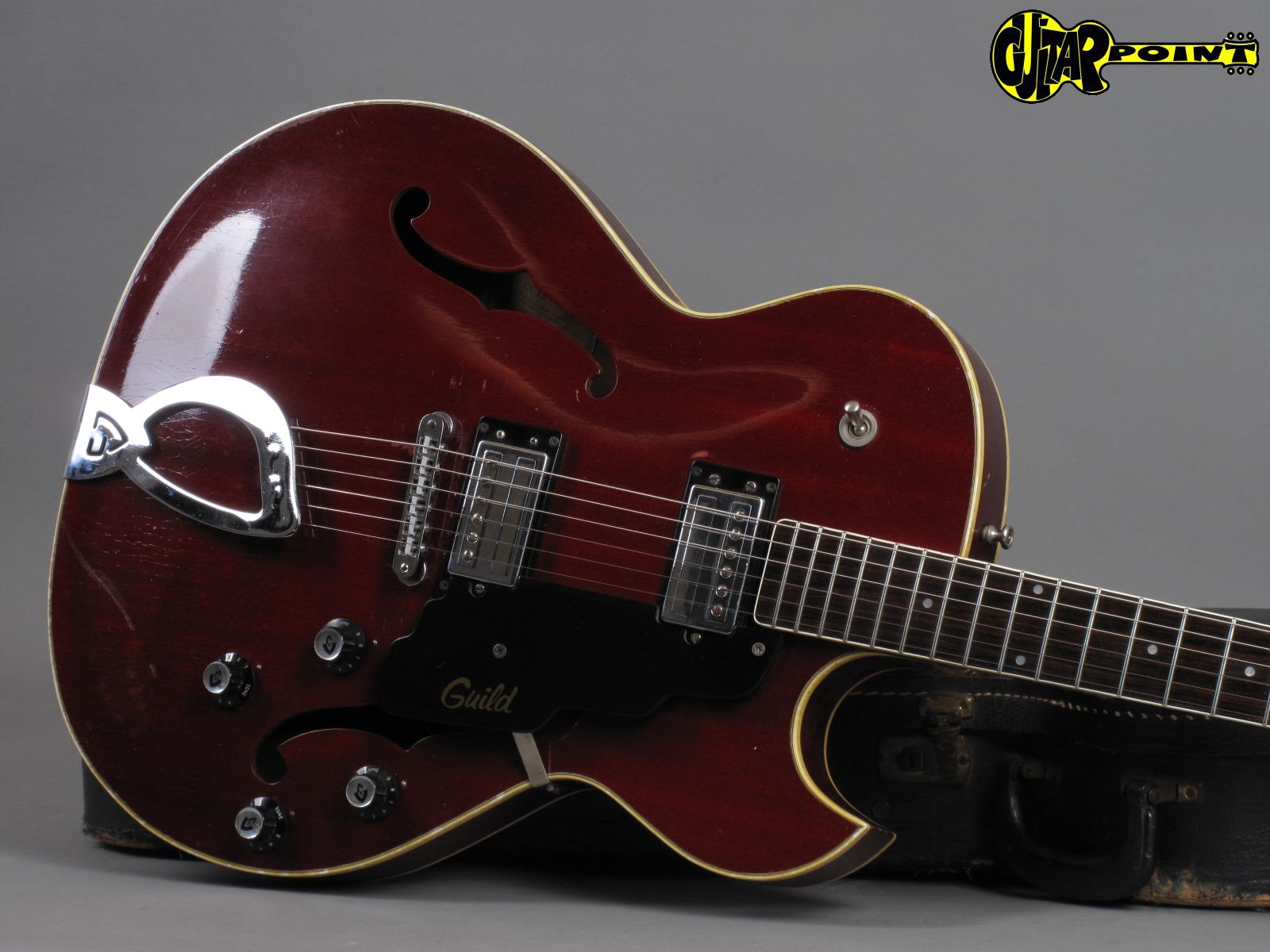 1973 Guild Starfire II – Cherry – GuitarPoint