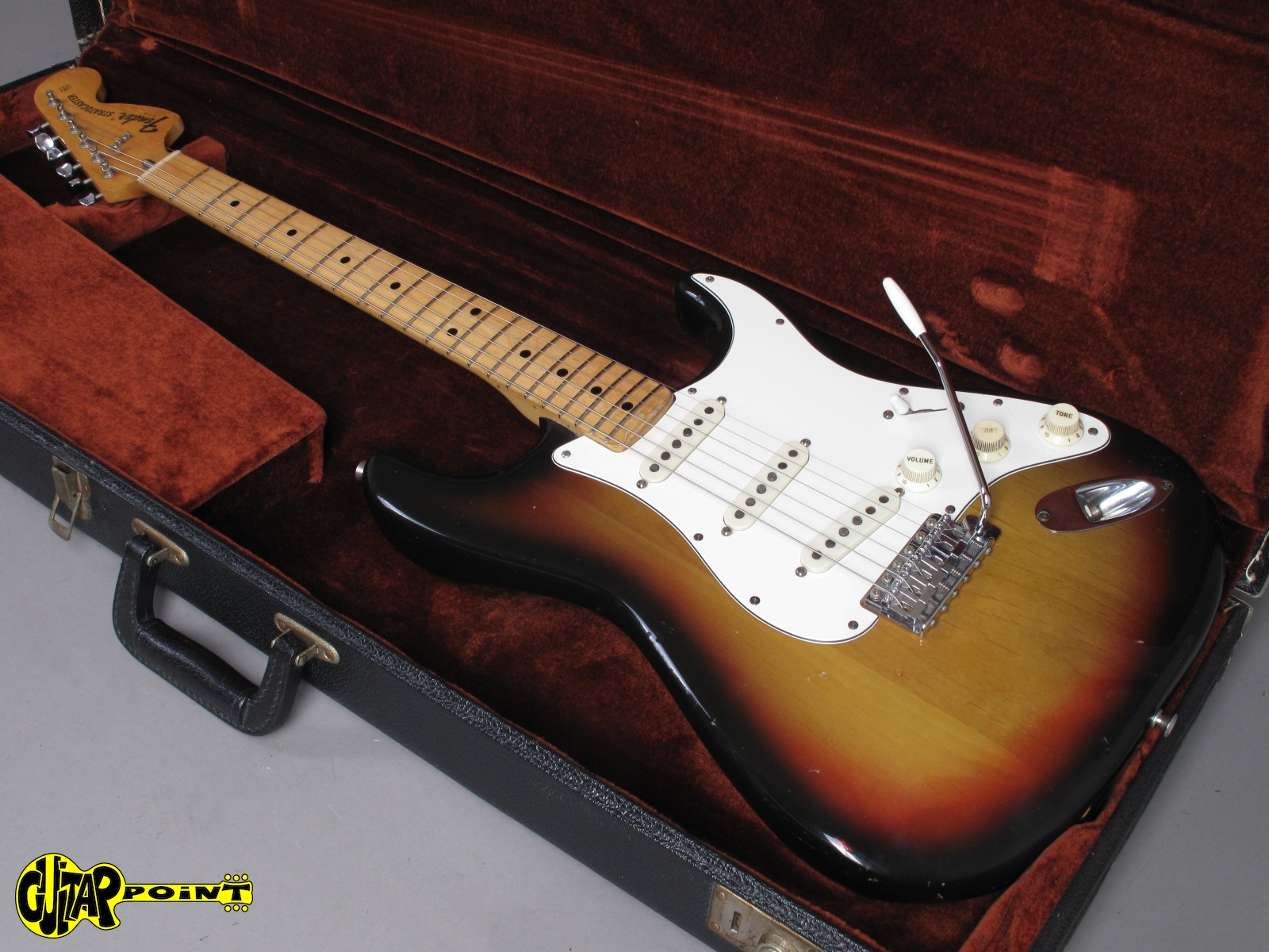 1974 Fender Stratocaster - 3-tone Sunburst | GuitarPoint