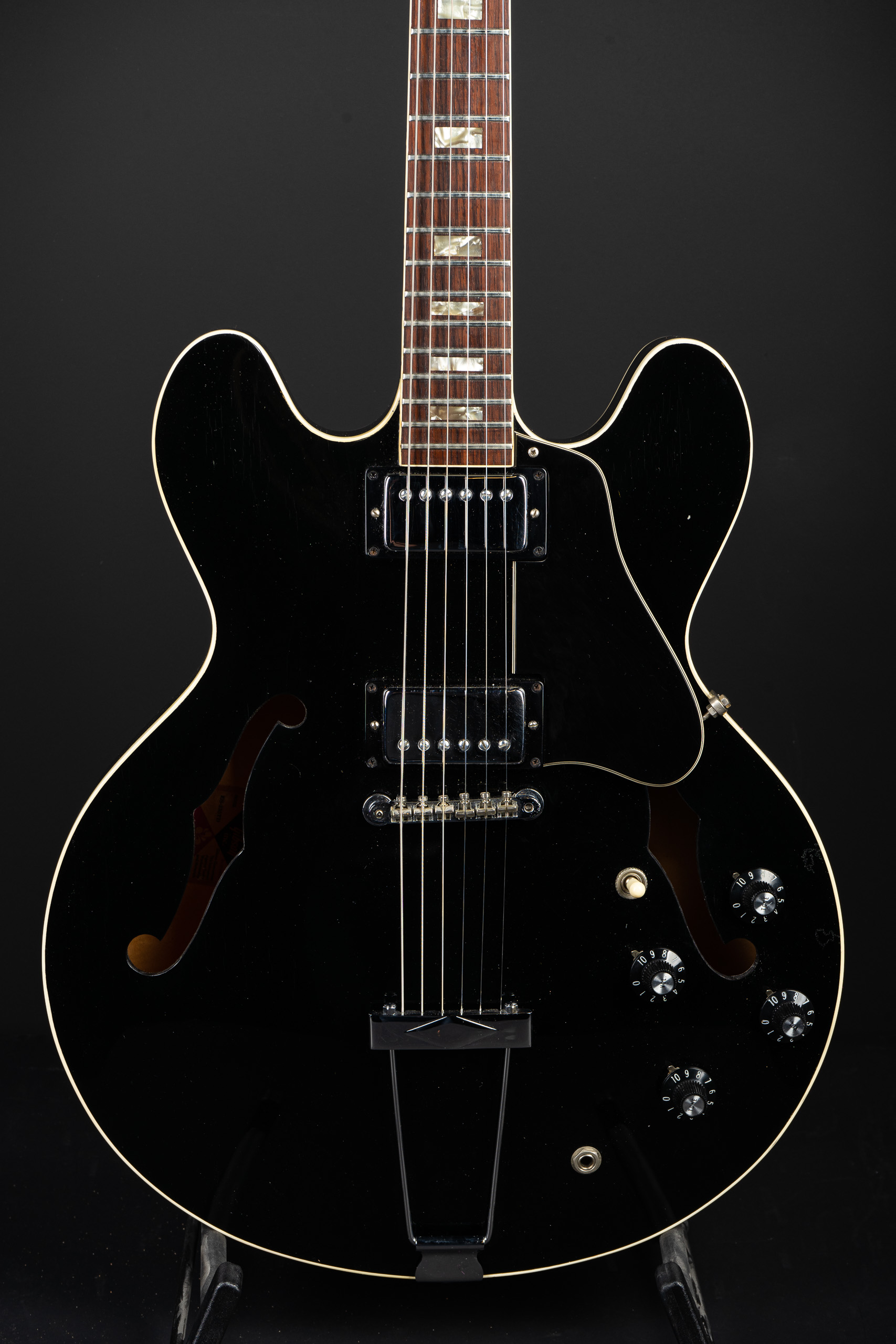 1974 Gibson ES-335 – rare factory Ebony finish! – GuitarPoint