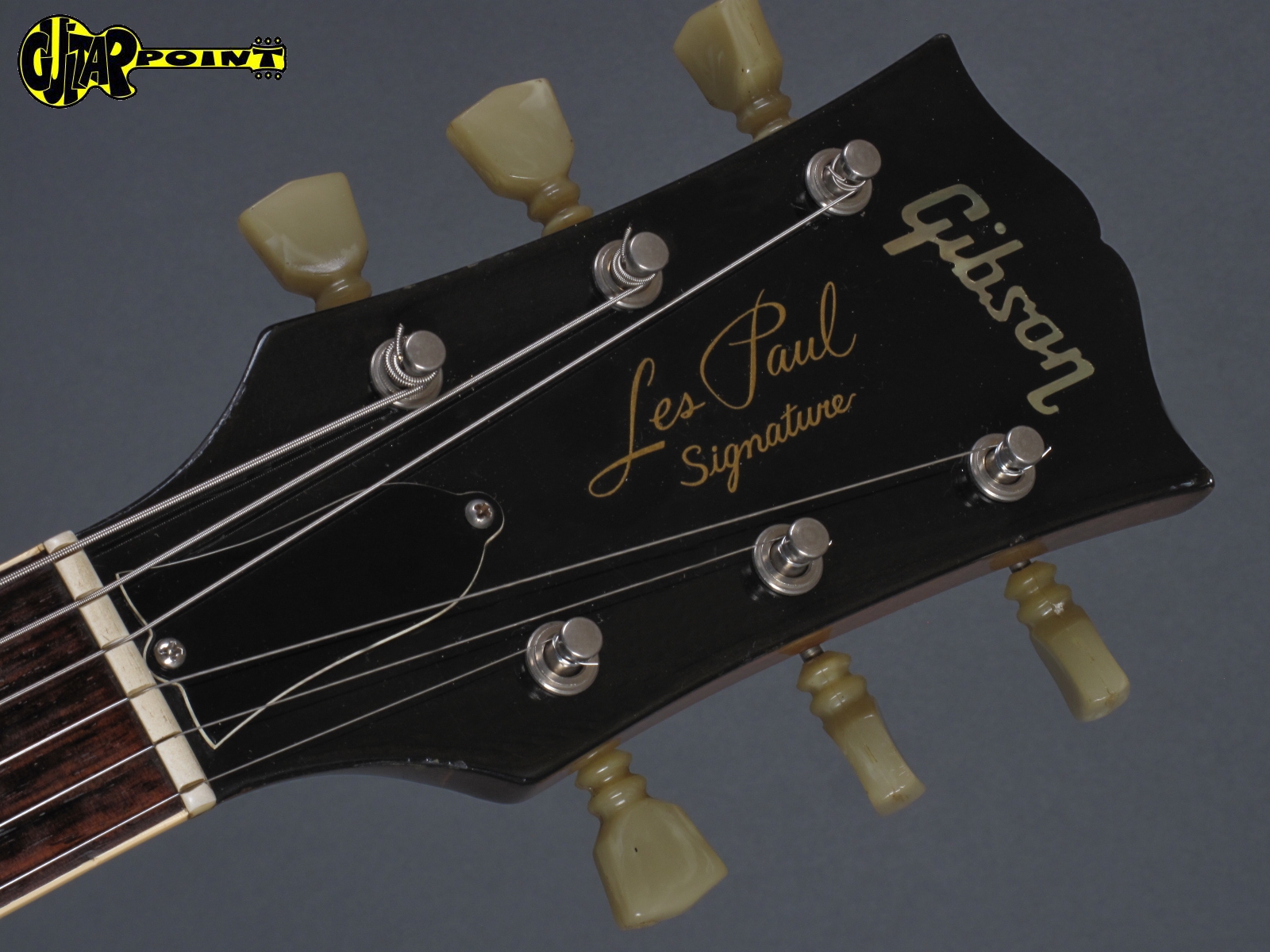 1974 Gibson Les Paul Signature – Gold Top – GuitarPoint