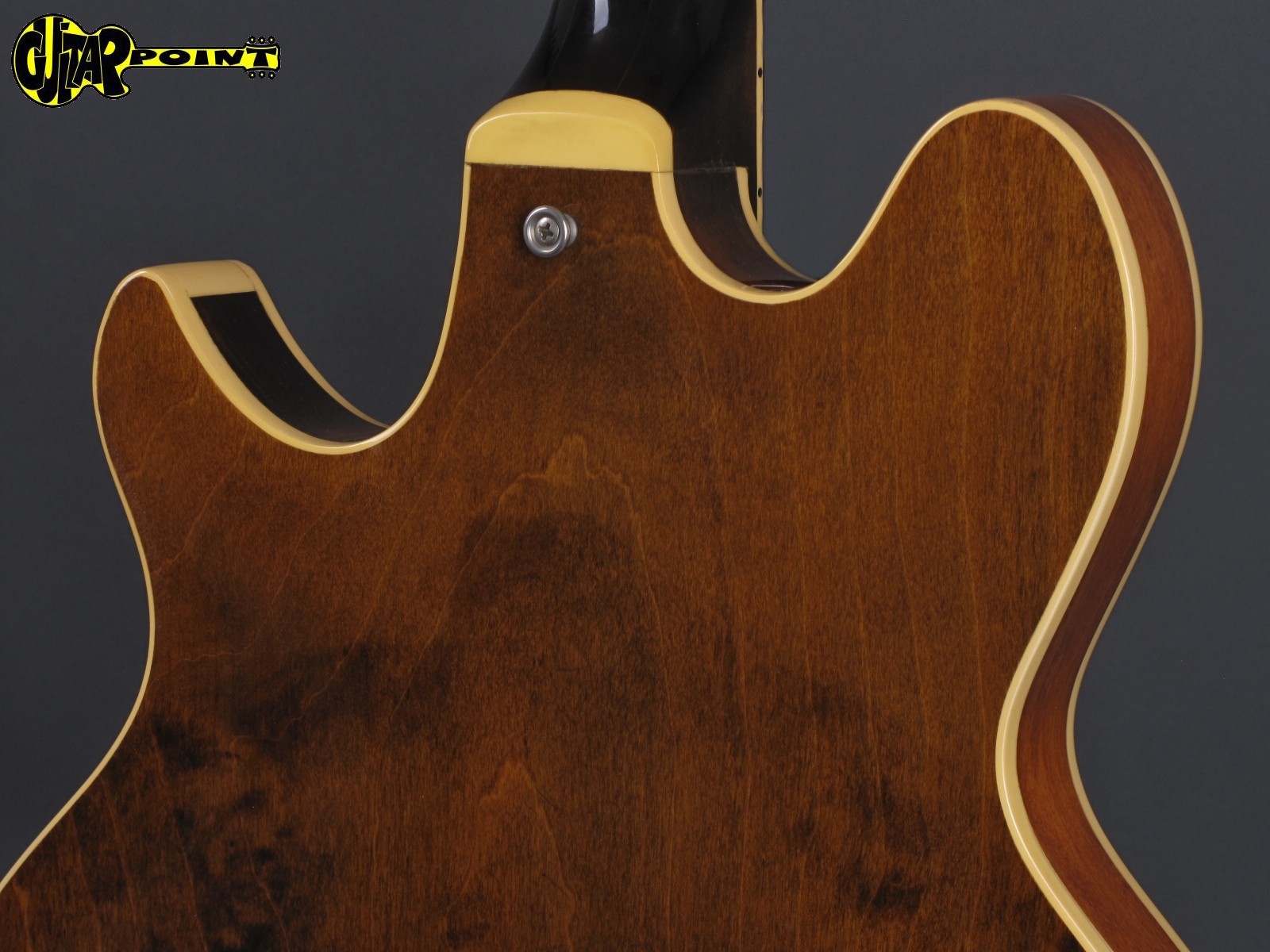 1974 Gibson Les Paul Signature – Gold Top – GuitarPoint