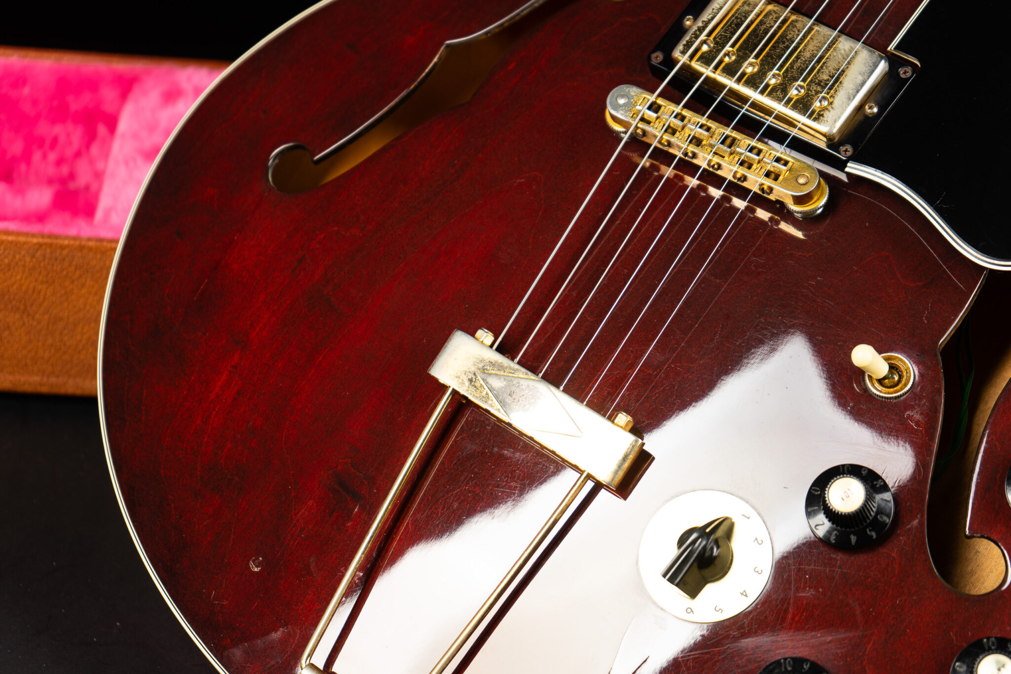 1975 Gibson ES-345 TDSV – Walnut Refin – GuitarPoint