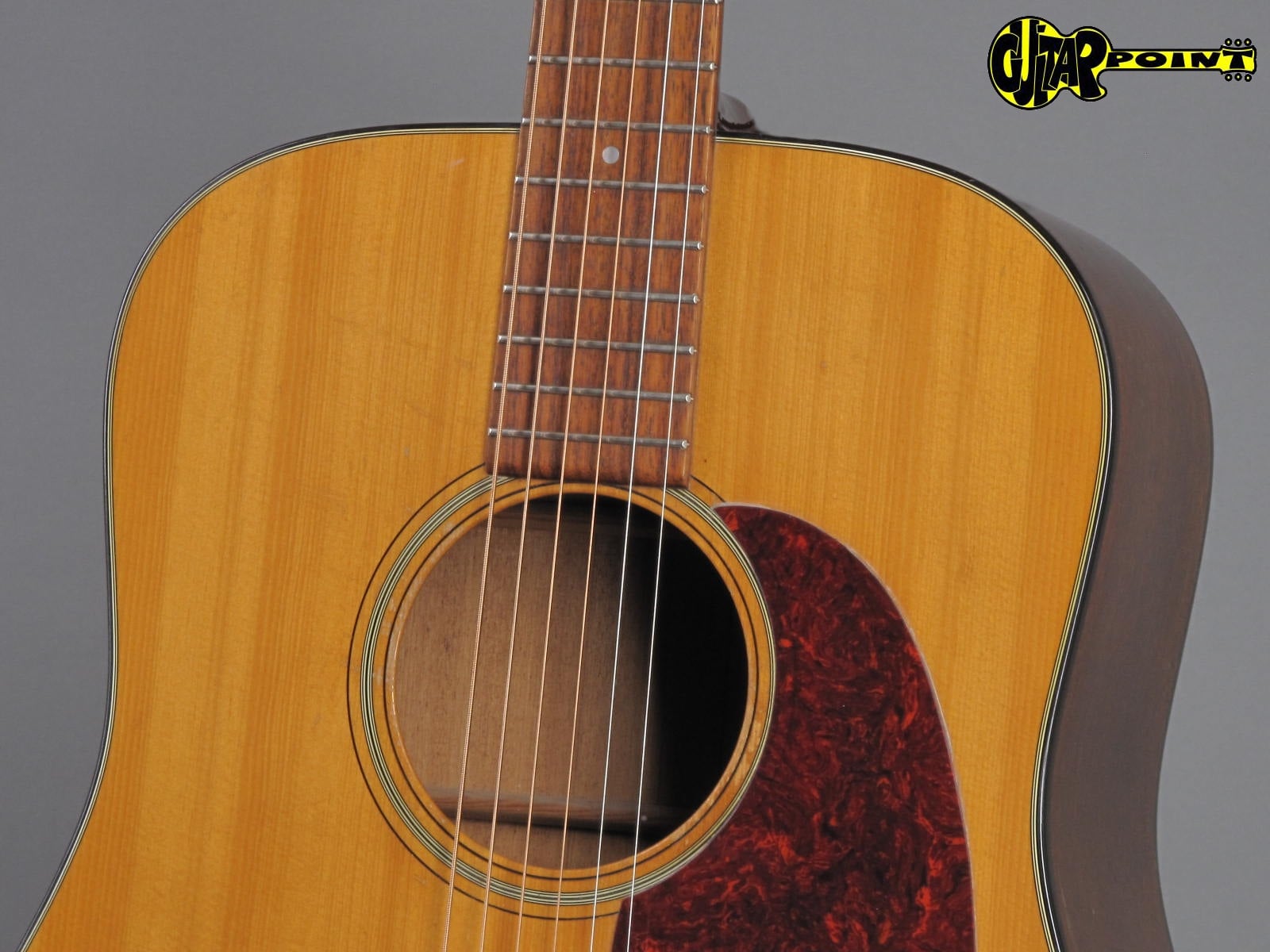 1975 Martin D-18 – Natural – GuitarPoint