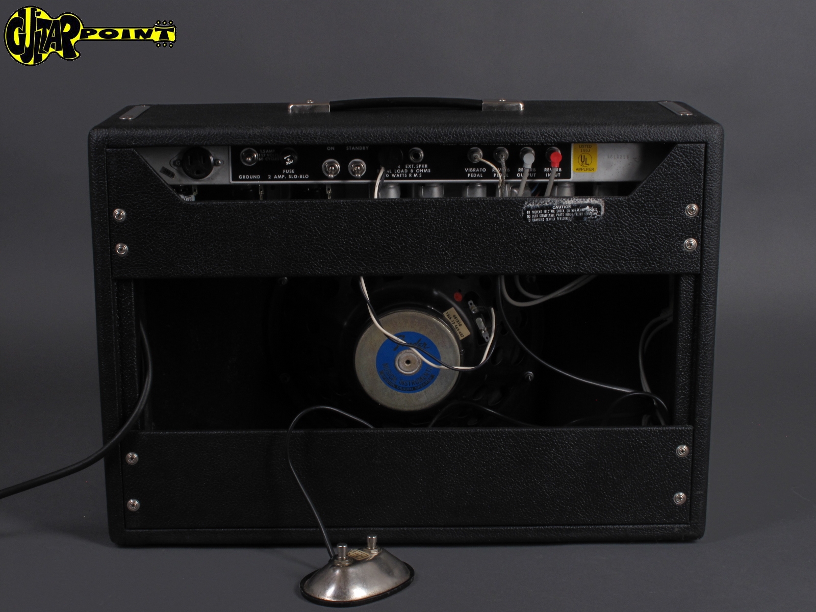 1976 Fender Deluxe Reverb Amp …excellent+ – GuitarPoint