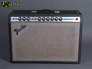 1976 FenderDeluxe Reverb Amp – GuitarPoint