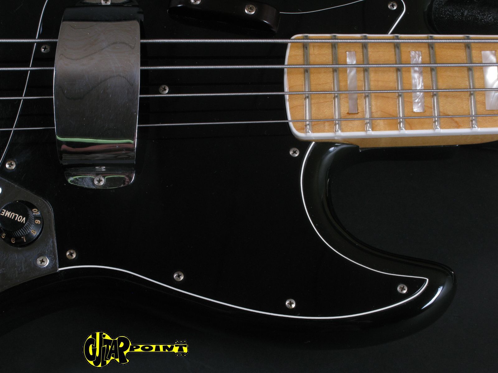 1977 Fender Jazz Bass – Black – GuitarPoint