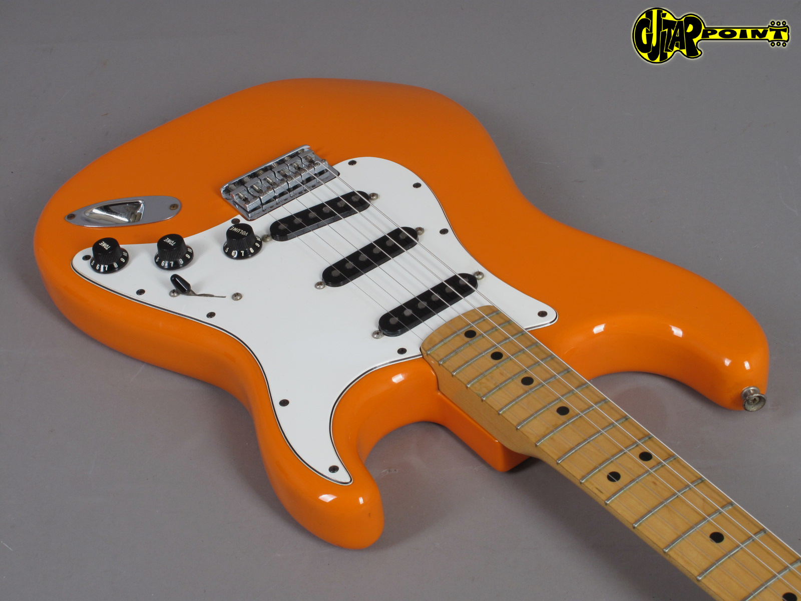 1980 Fender Stratocaster – Capri Orange – incl. all hangtags! – GuitarPoint