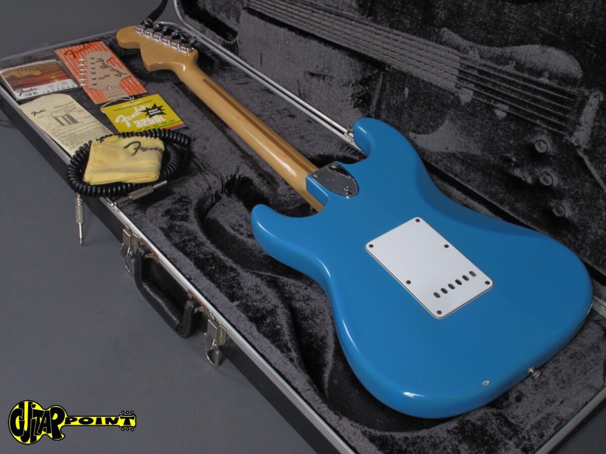 1980 Fender Stratocaster - Maui Blue ...mint + case-candy! | GuitarPoint