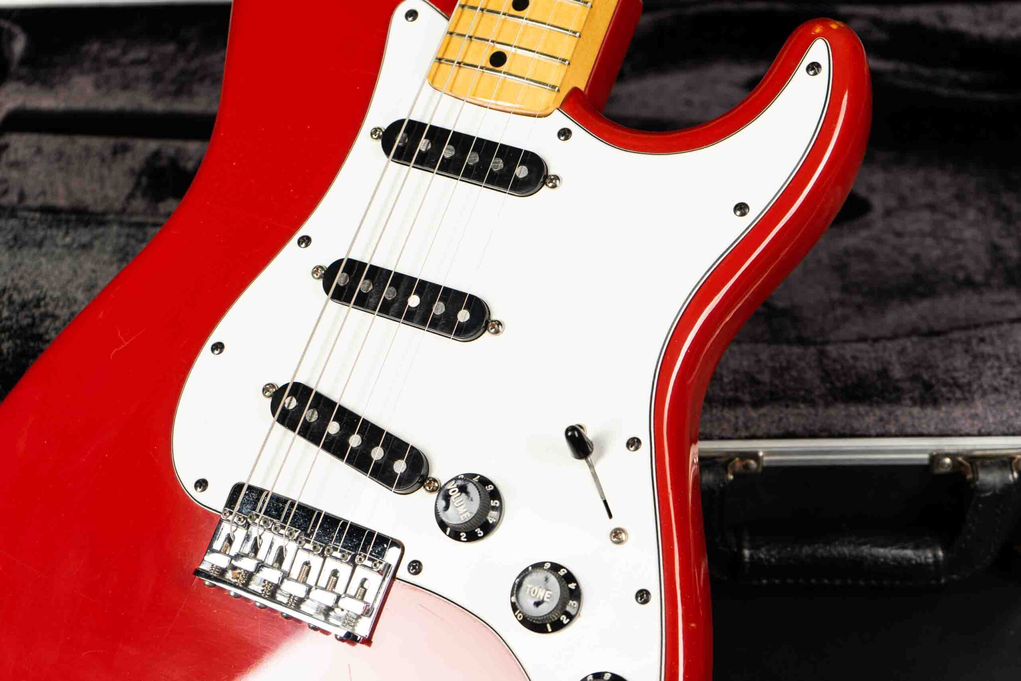 1980 Fender Stratocaster – Morocco Red – GuitarPoint