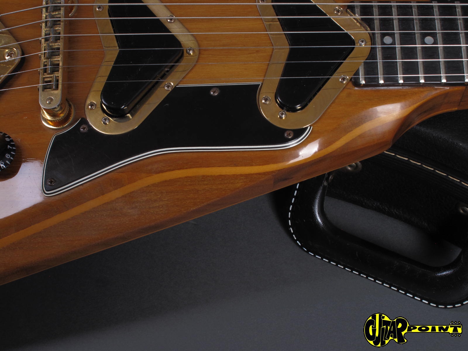 1980 Gibson Flying V2 – Natural – GuitarPoint