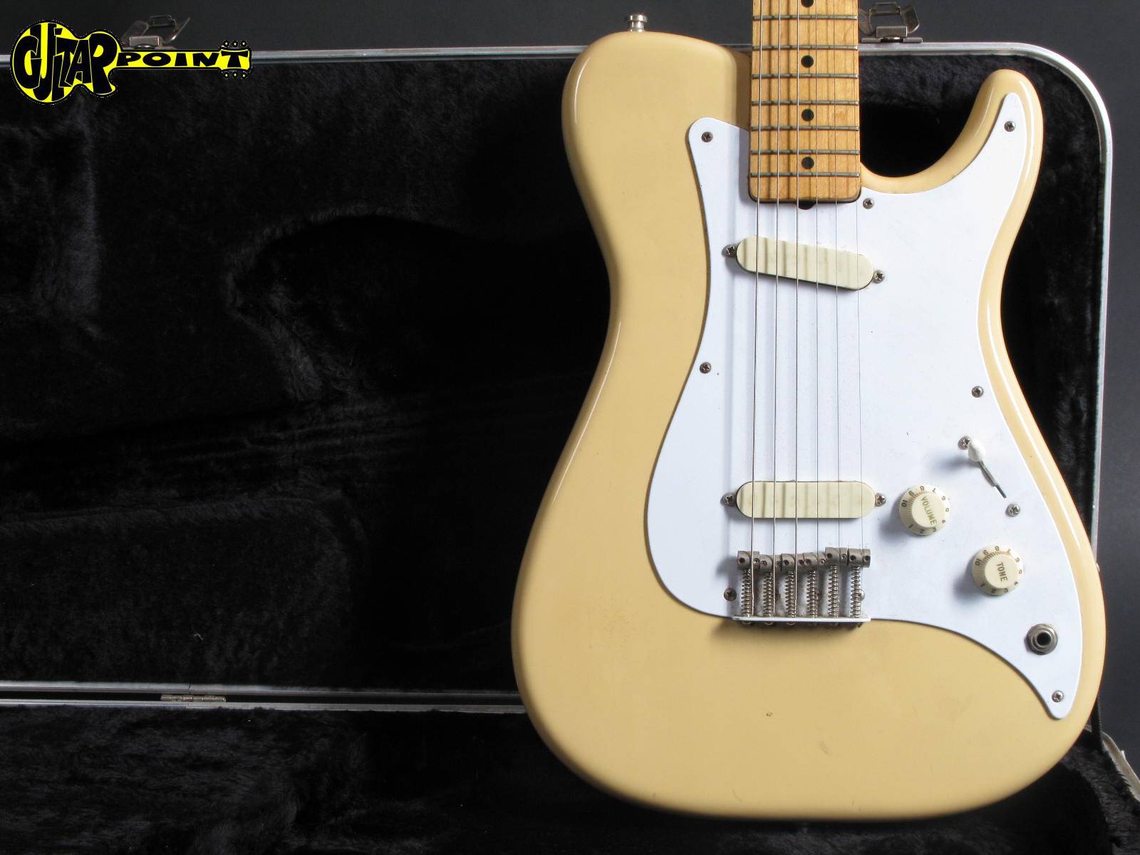 1981 Fender Bullet inkl. orig. Case – GuitarPoint