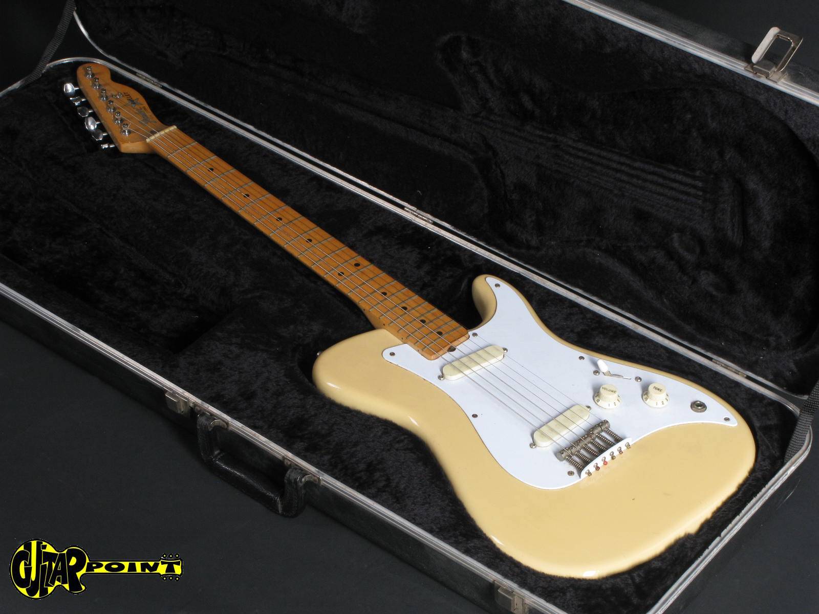1981 Fender Bullet inkl. orig. Case – GuitarPoint