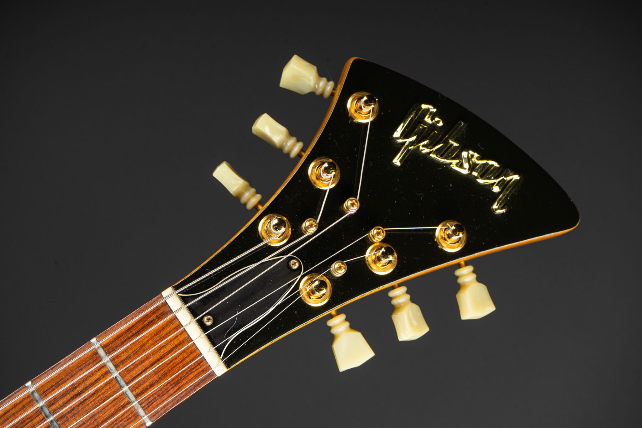 1982 Gibson Moderne Heritage Series Korina – Natural – GuitarPoint