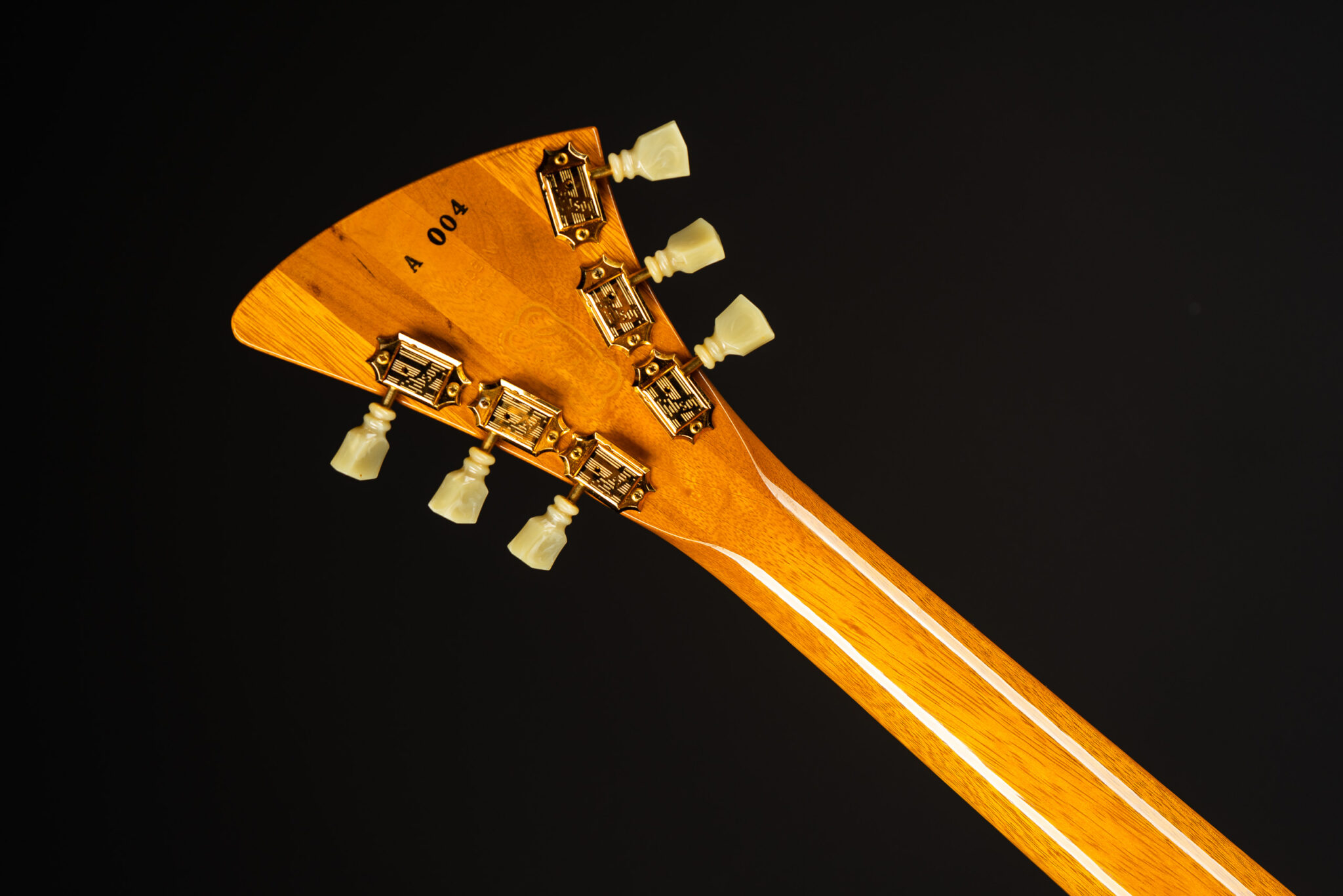 1982 Gibson Moderne Prototype A004 – Natural – GuitarPoint