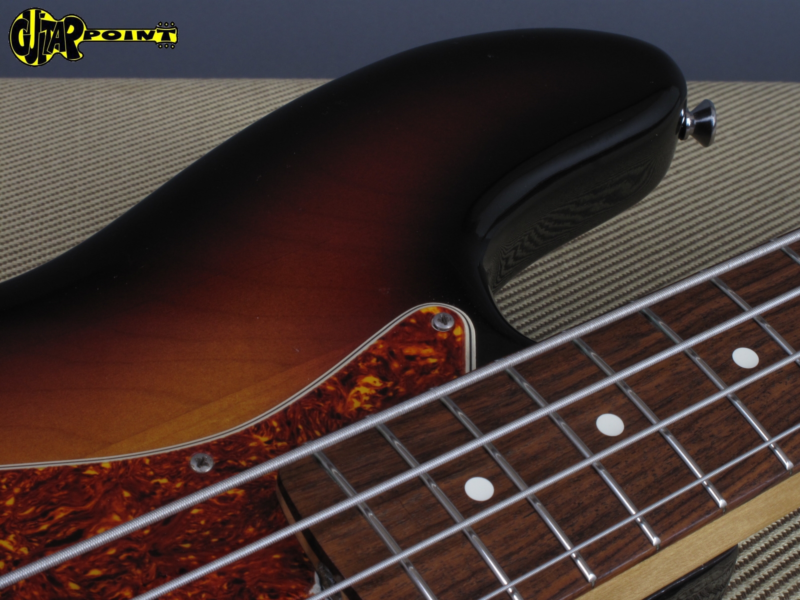 1983 Fender ´62 Jazz Bass – “Stack-knob” – Vintage Reissue – GuitarPoint