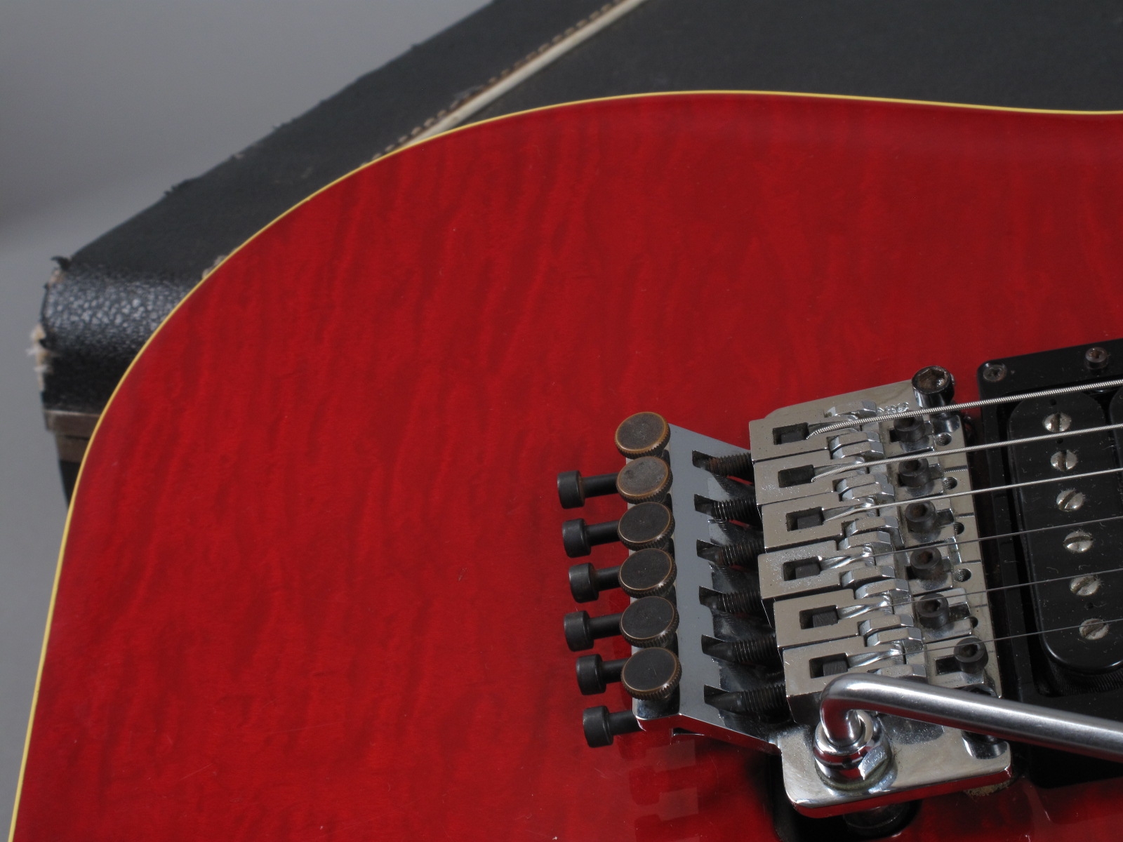 1986 Hamer TLE Custom – Red – GuitarPoint